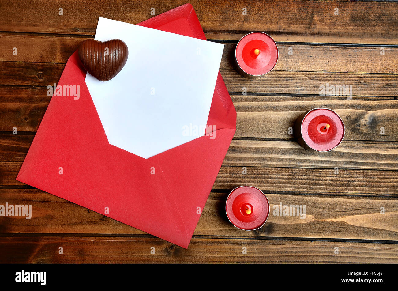 Letter envelope table hi-res stock photography and images - Alamy