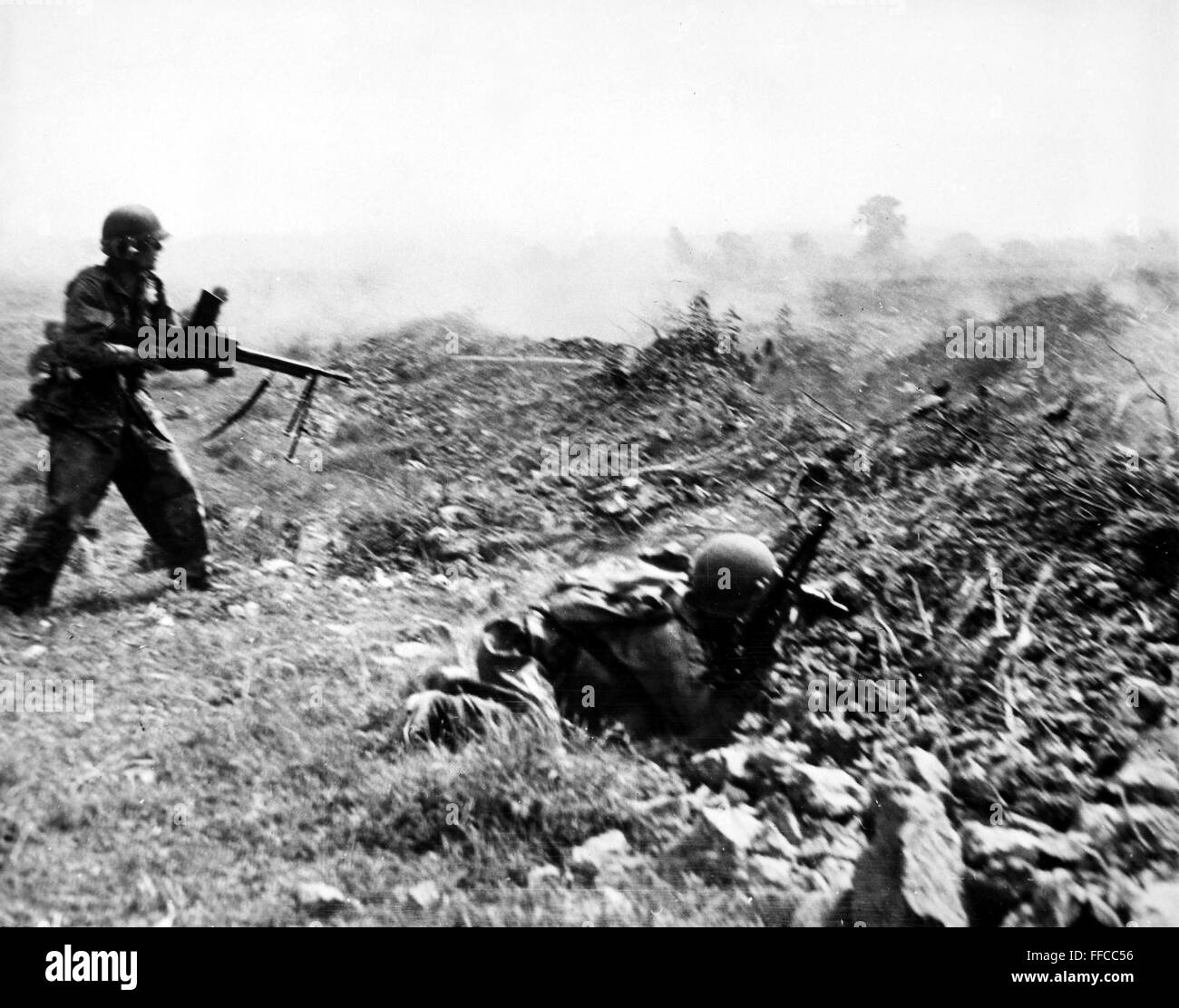 DIEN BIEN PHU, 1954. /nFrench union soldiers advance on Viet Minh ...
