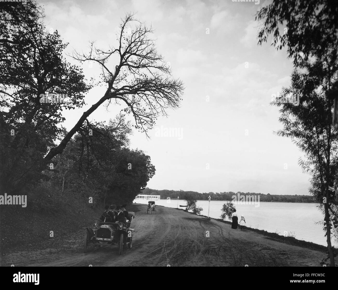 MINNEAPOLIS, 1908. /nLake Harriet Boulevard, Minneapolis, Minnesota ...