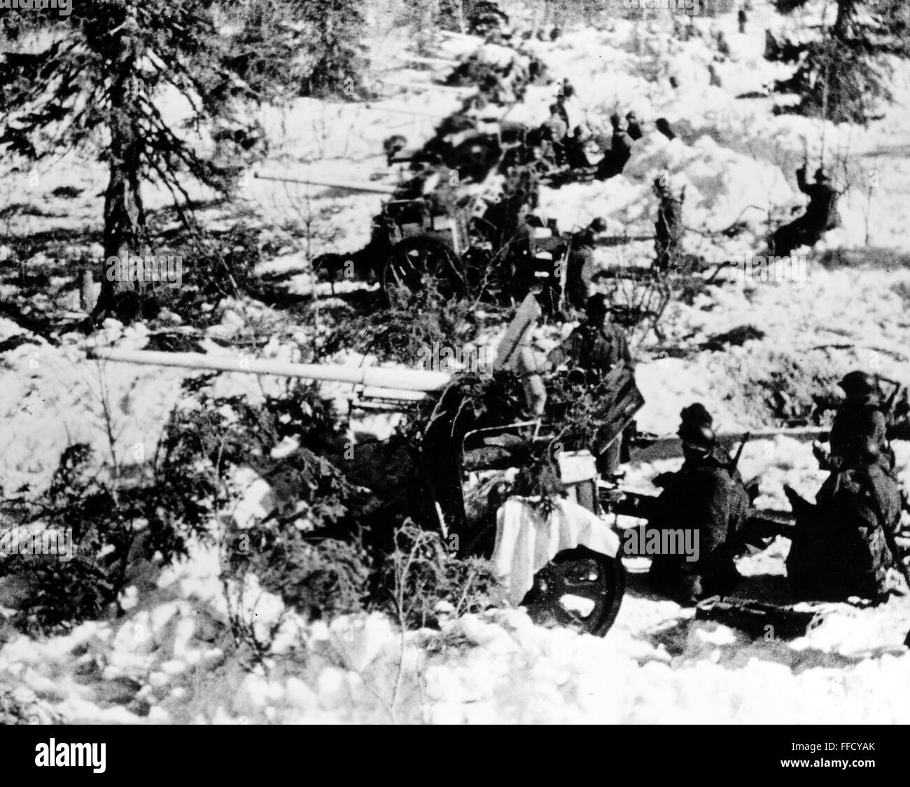 RUSSO-FINNISH WAR, 1939. /nAnti-tank guns at the Mannerheim Line ...