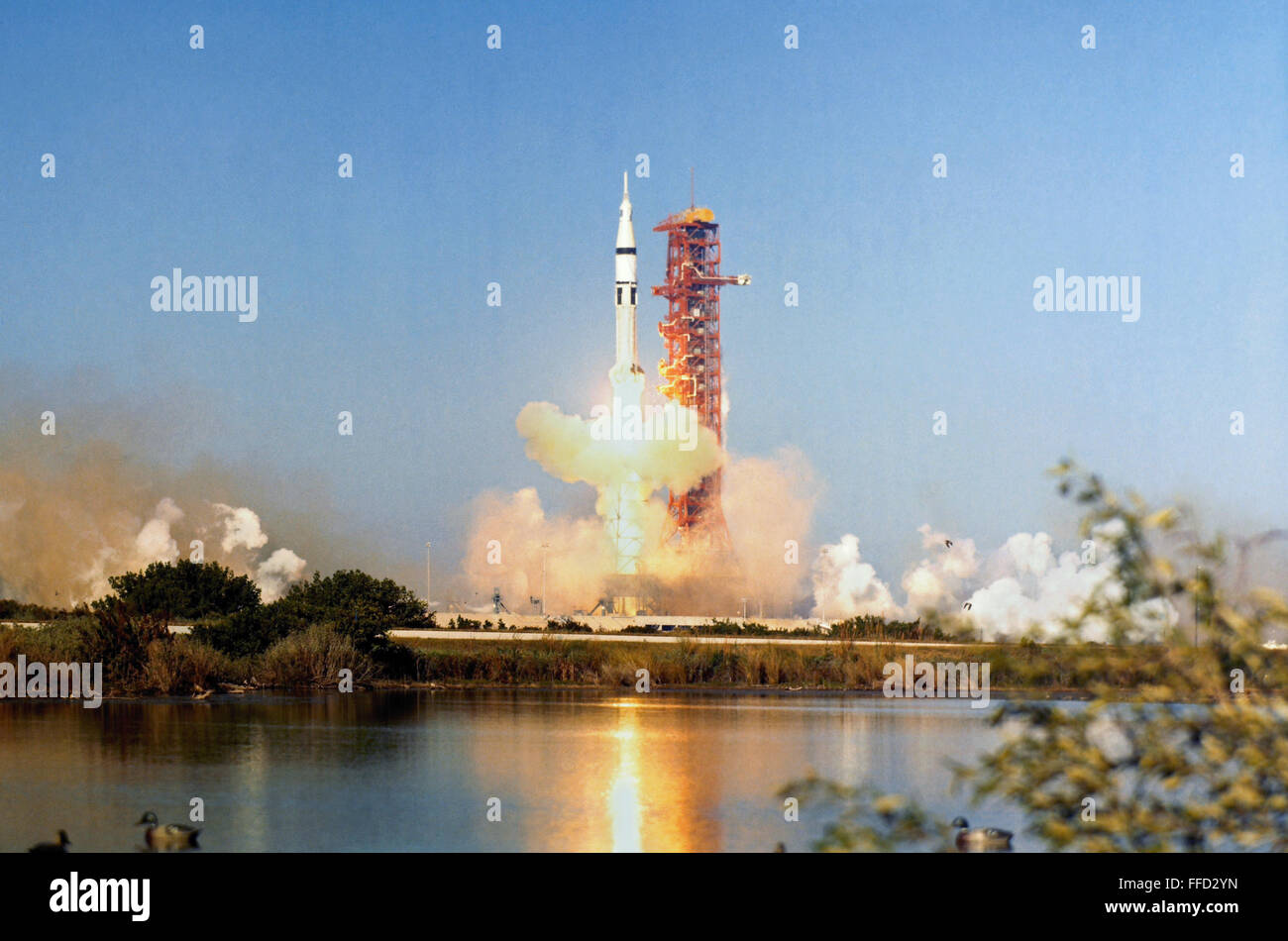 SPACE: SKYLAB 4 LAUNCH, 1973. /nRocket liftoff of the Skylab 4/Saturn ...