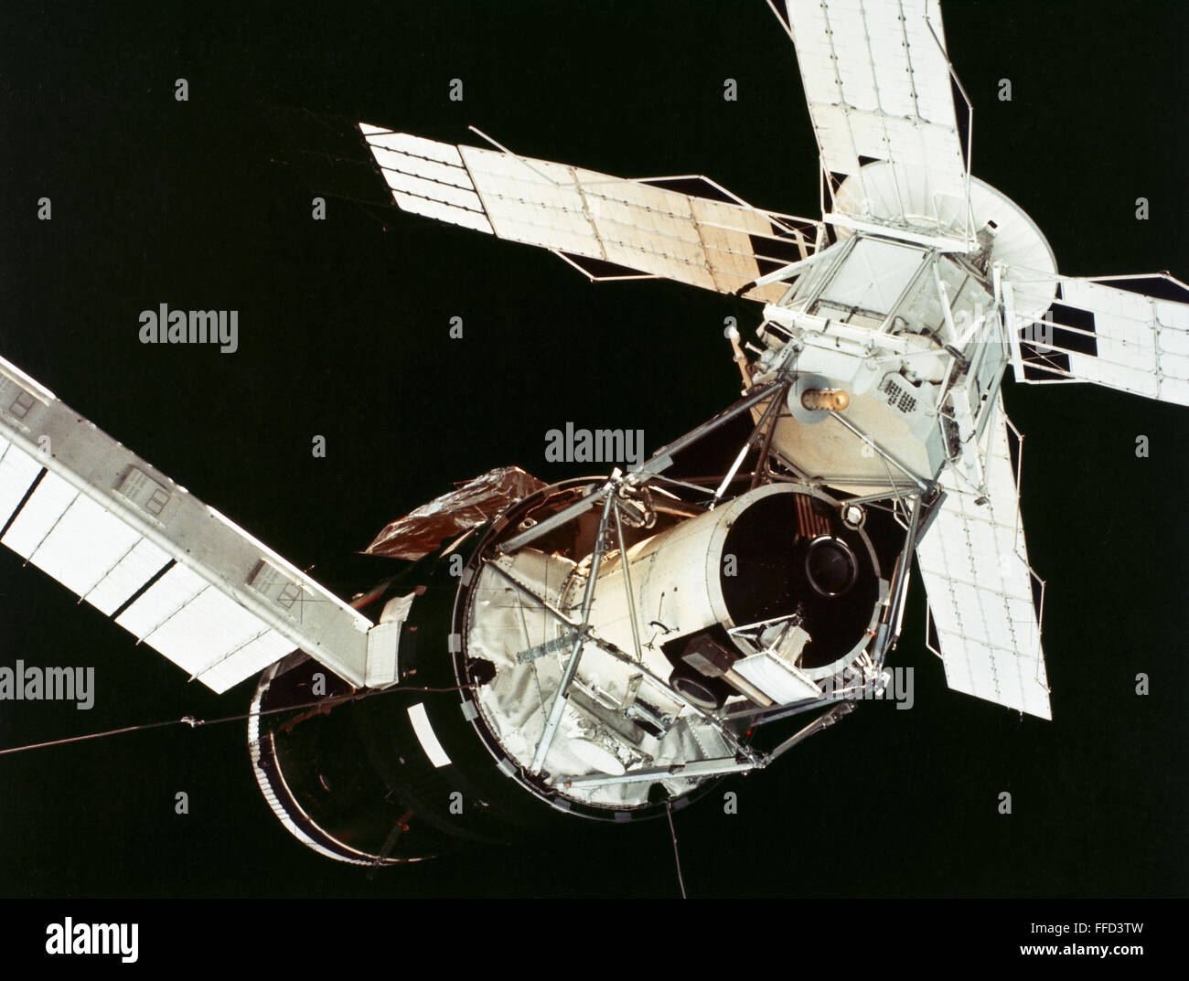 SPACE: SKYLAB 3, 1973. /nThe Skylab 3 space station photographed in ...