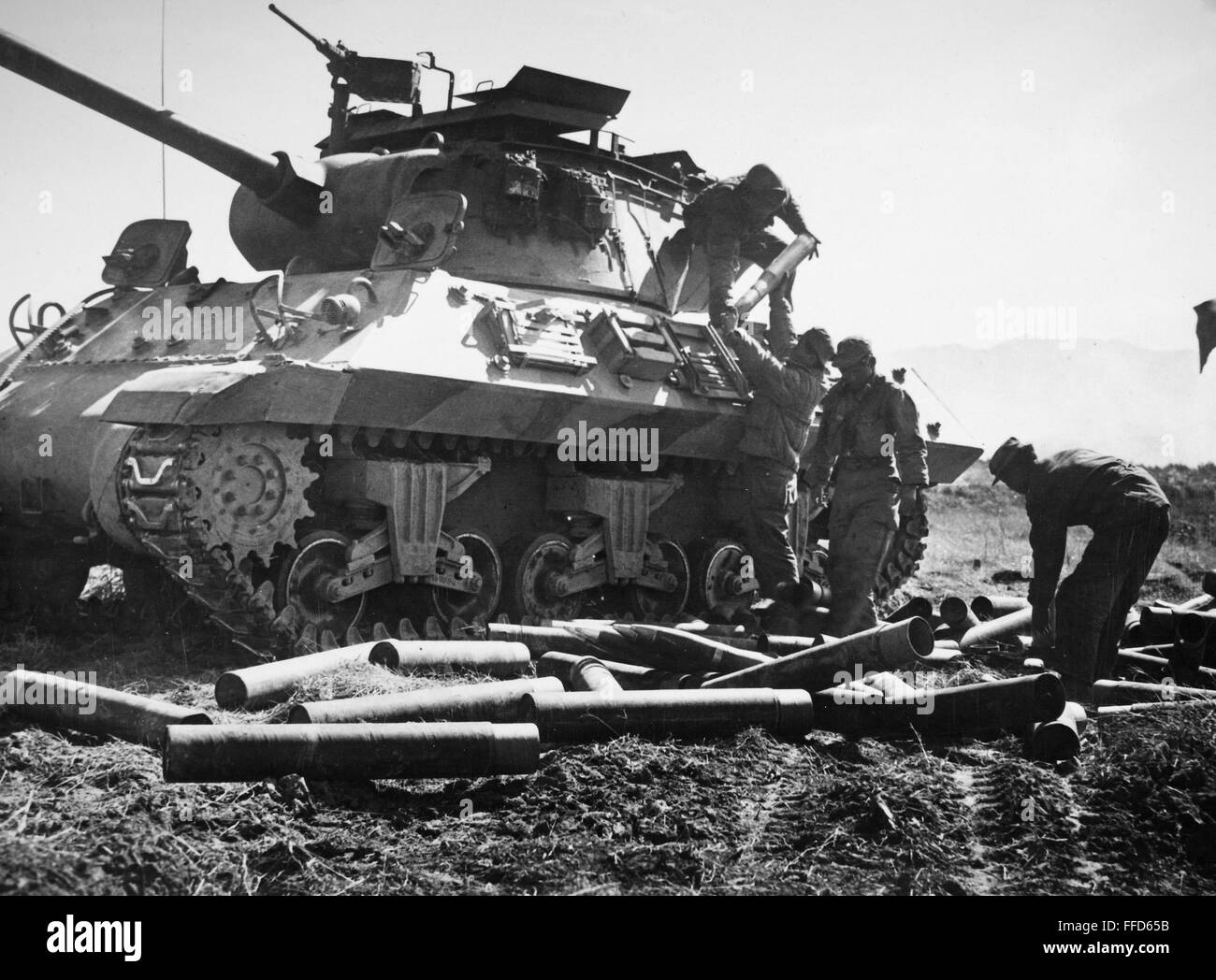 KOREAN WAR: LOADING TANK. /nSoldiers of the 9th ROK Division reload a ...