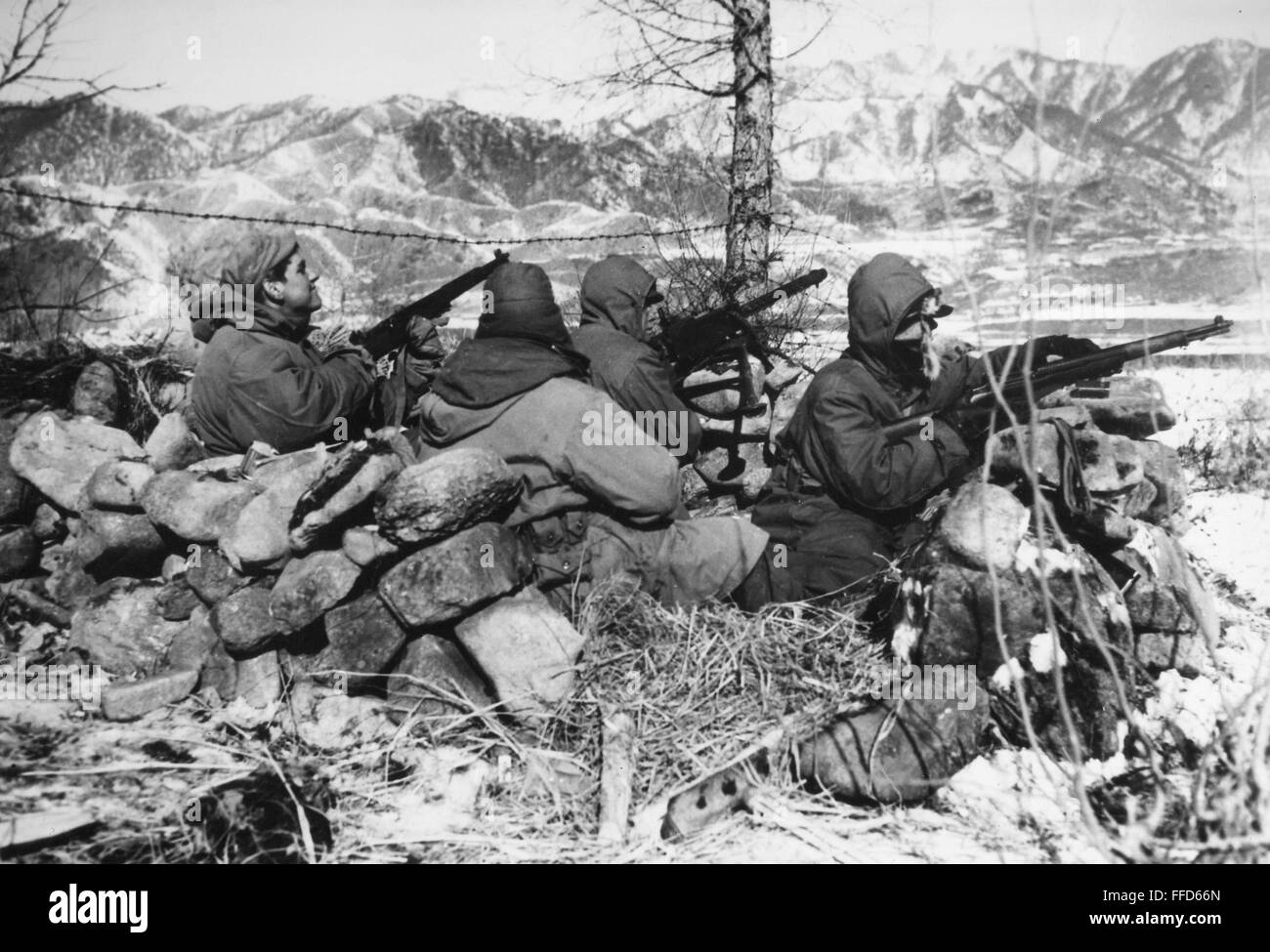 KOREAN WAR: SOLDIERS. /nAmerican soldiers in a rifle pit. Photographed ...