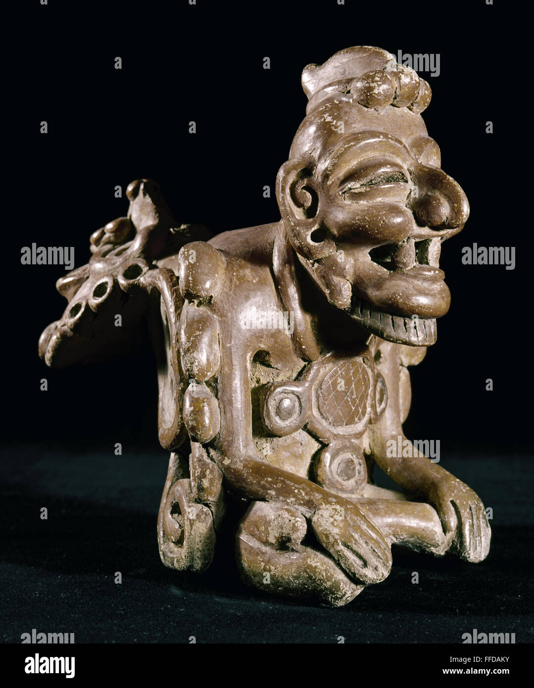 Mayan figure hi-res stock photography and images - Alamy