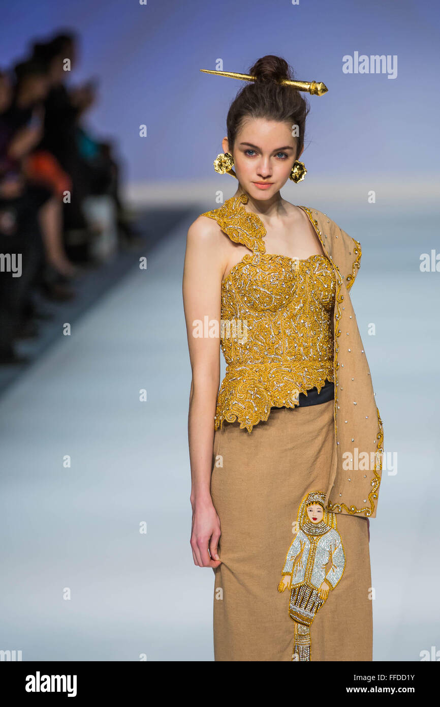 Hong Kong, Hong Kong SAR, China. 18th Jan, 2016. Myanmar designer May ...