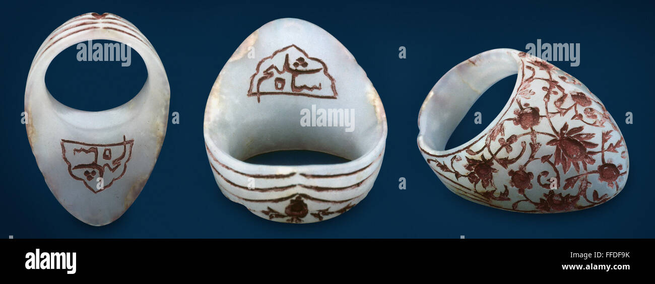 India ring hi-res stock photography and images - Alamy