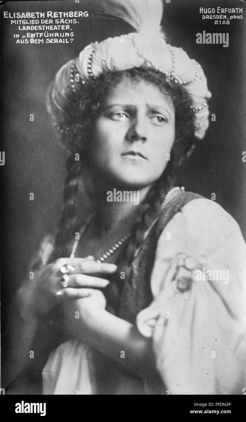 20th century opera singer role hi-res stock photography and images - Alamy