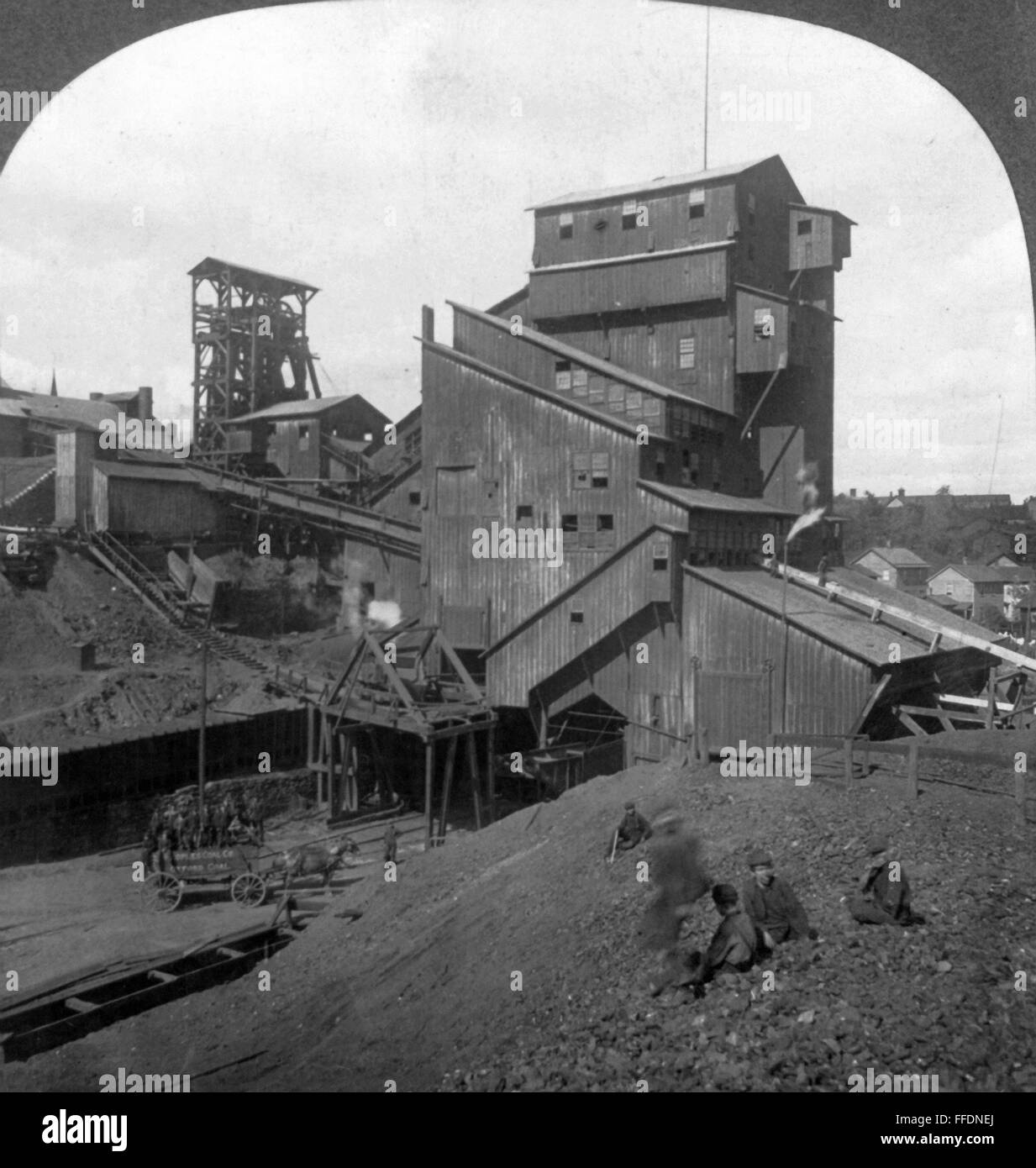 SCRANTON: COAL MINE, c1905. /nBoys picking through slate at a ...