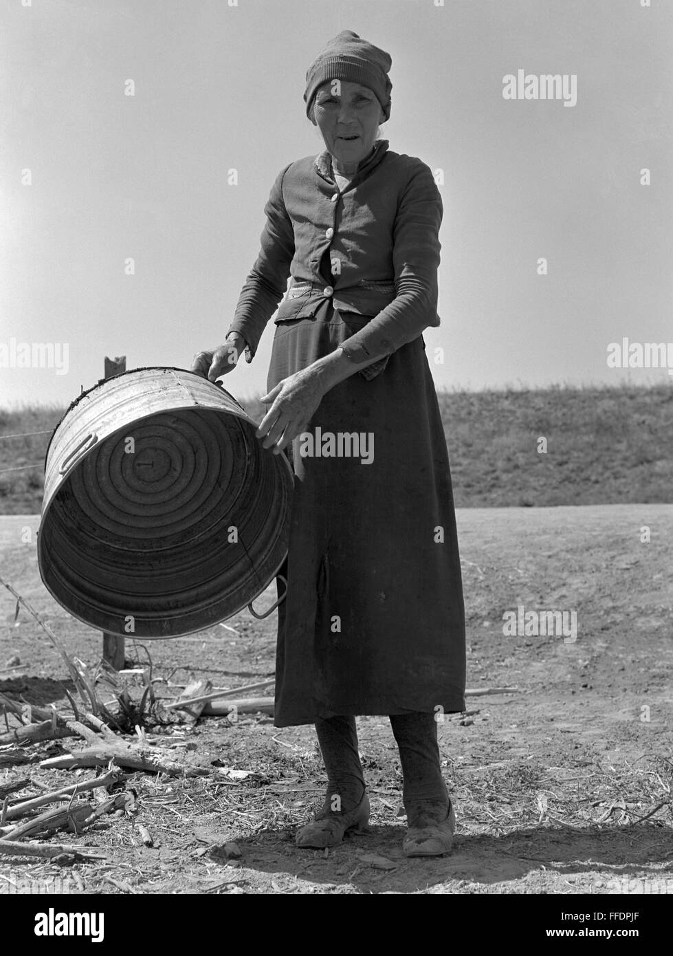 MIGRANT WOMAN, 1939. /nA grandmother at a migrant camp in Stanislaus ...