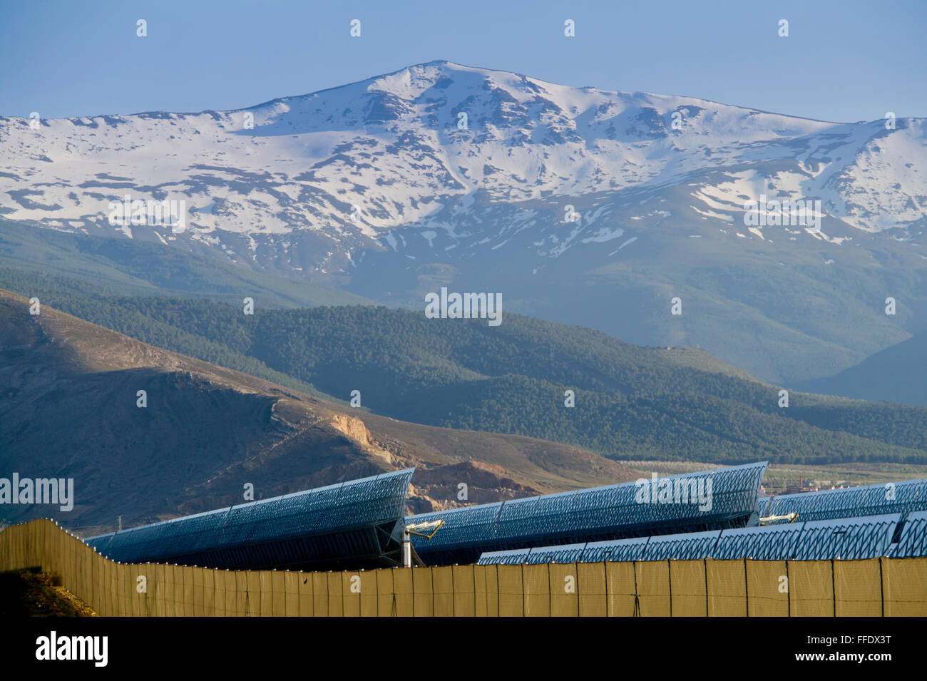 Nevada solar panels hi-res stock photography and images - Alamy