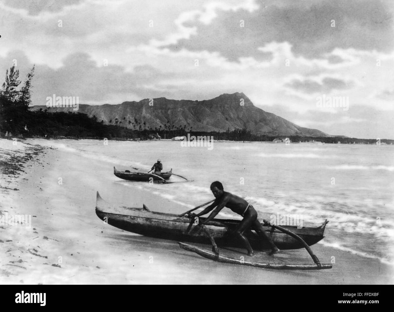 Hawaiians outrigger hi-res stock photography and images - Alamy