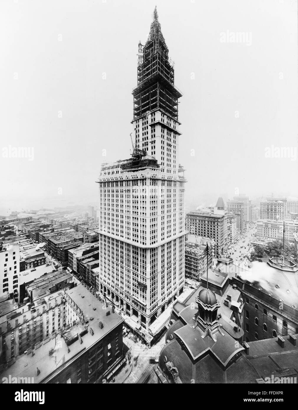 WOOLWORTH BUILDING, 1912. /nTower construction for the Woolworth ...