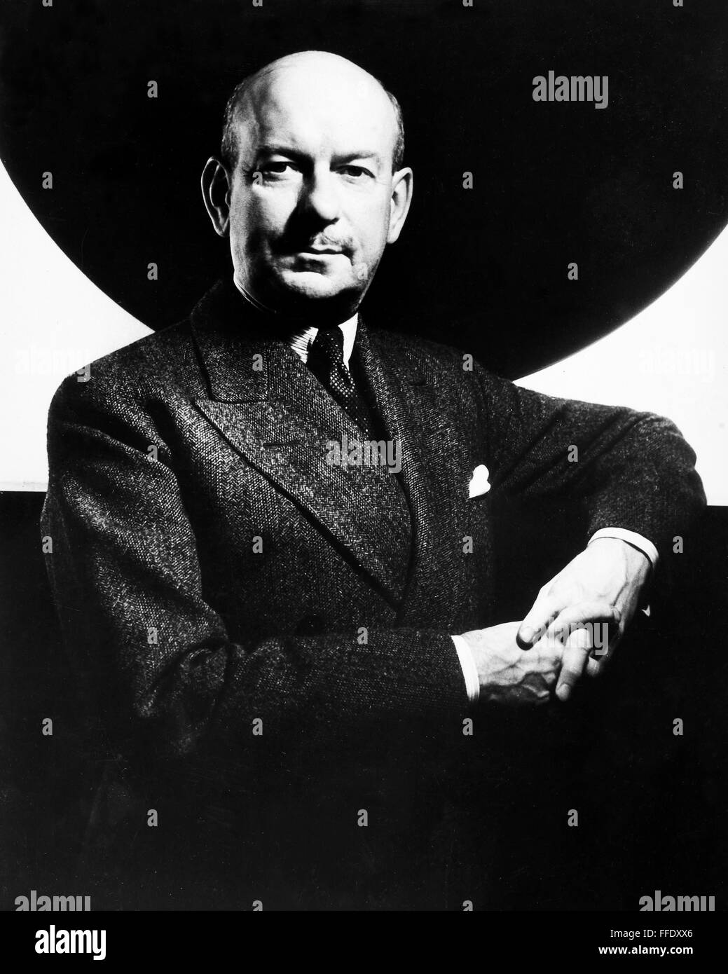 WALTER DORWIN TEAGUE (1883-1960). /nAmerican architect and industrial ...