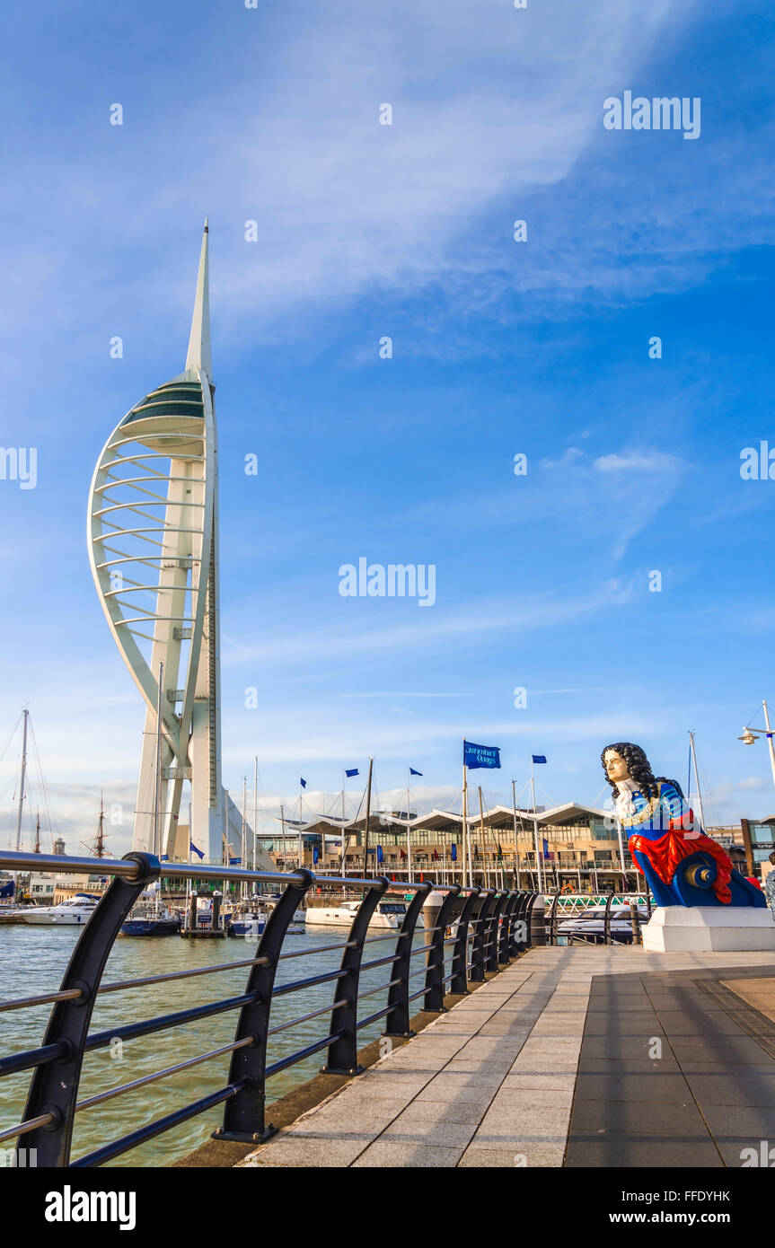 Spinnaker sky bar hi-res stock photography and images - Alamy