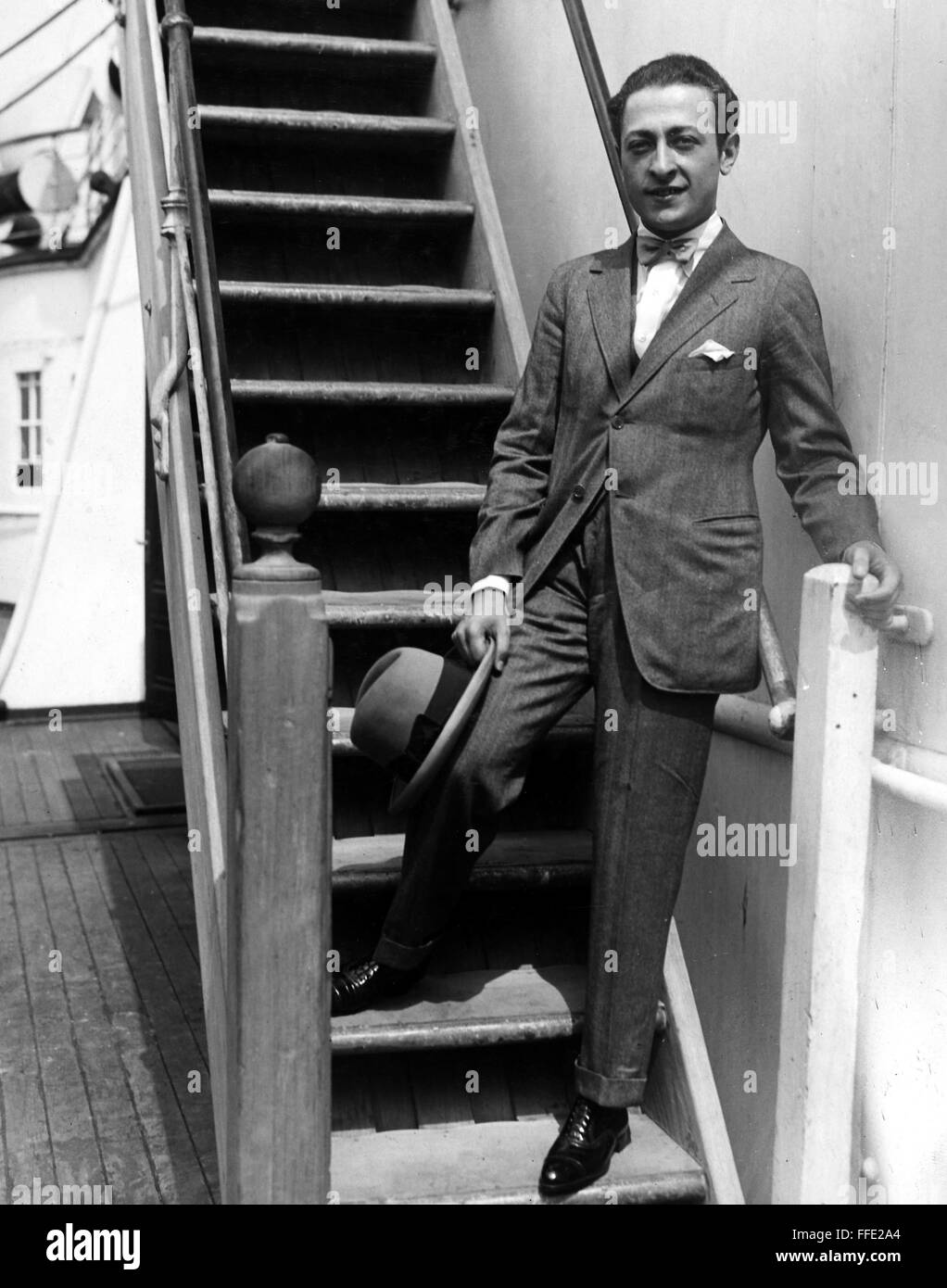 JASCHA HEIFETZ (1901-1987). /nAmerican (Russian-born) violinist ...