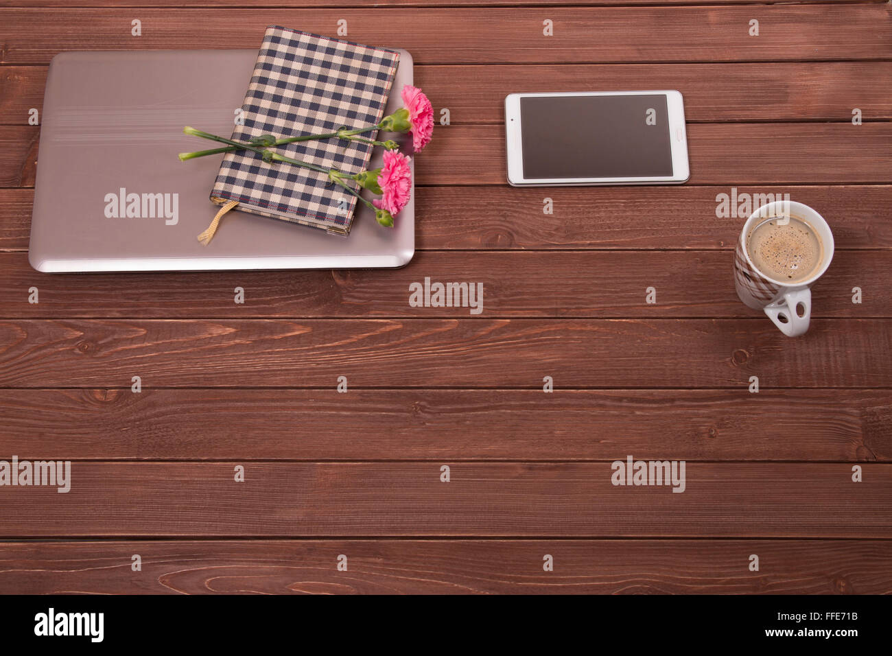 office desk and coffee Stock Photo - Alamy