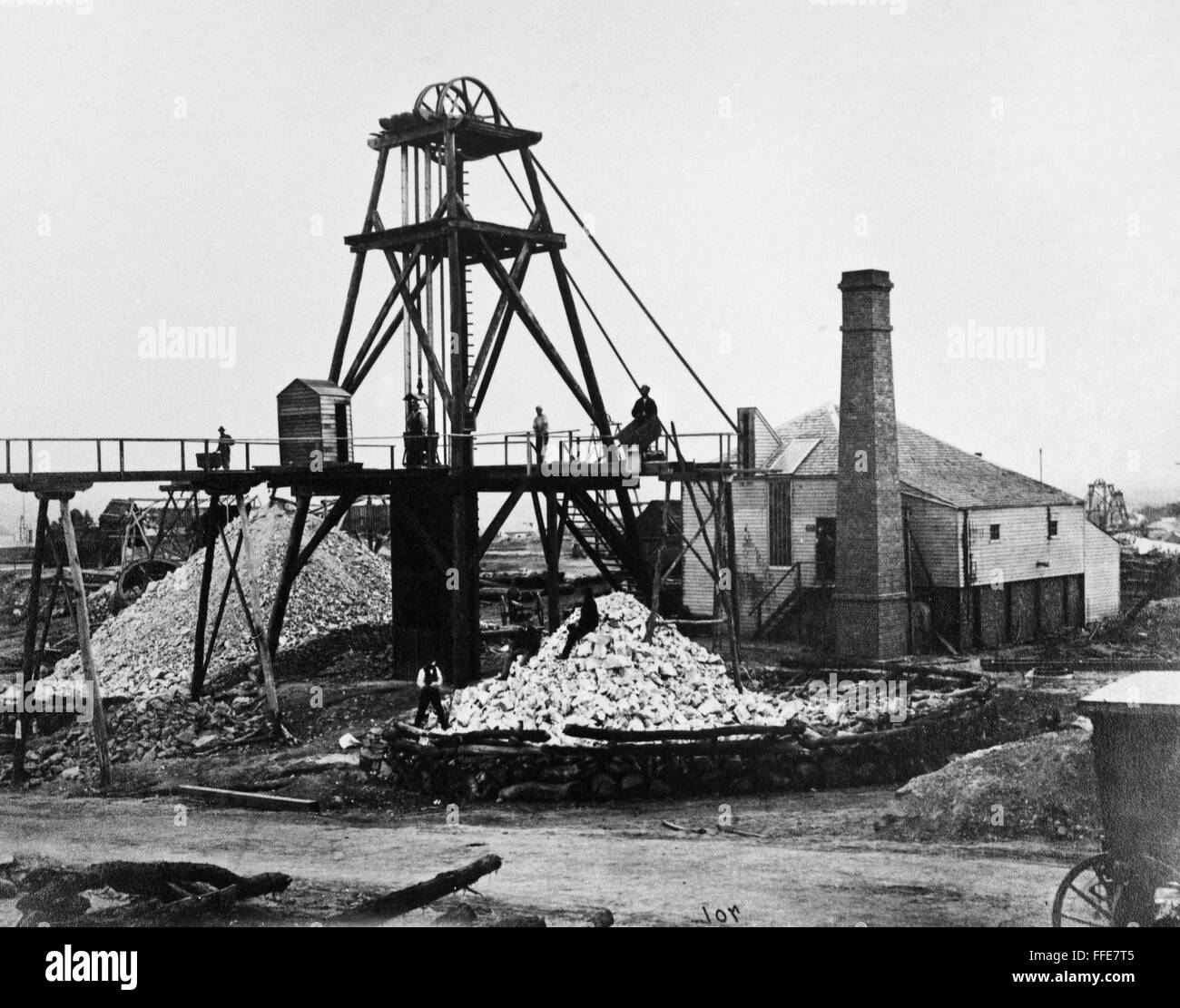 Gold mine early 1900s hi-res stock photography and images - Alamy
