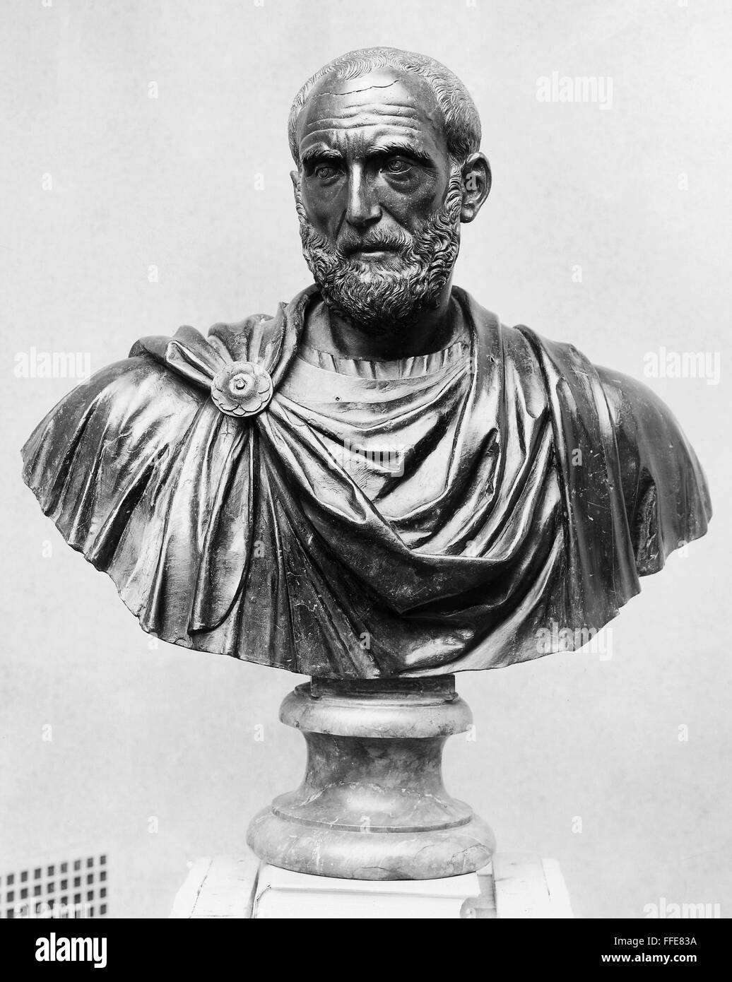 RENAISSANCE BRONZE BUST. /nItalian, 15th century Stock Photo - Alamy