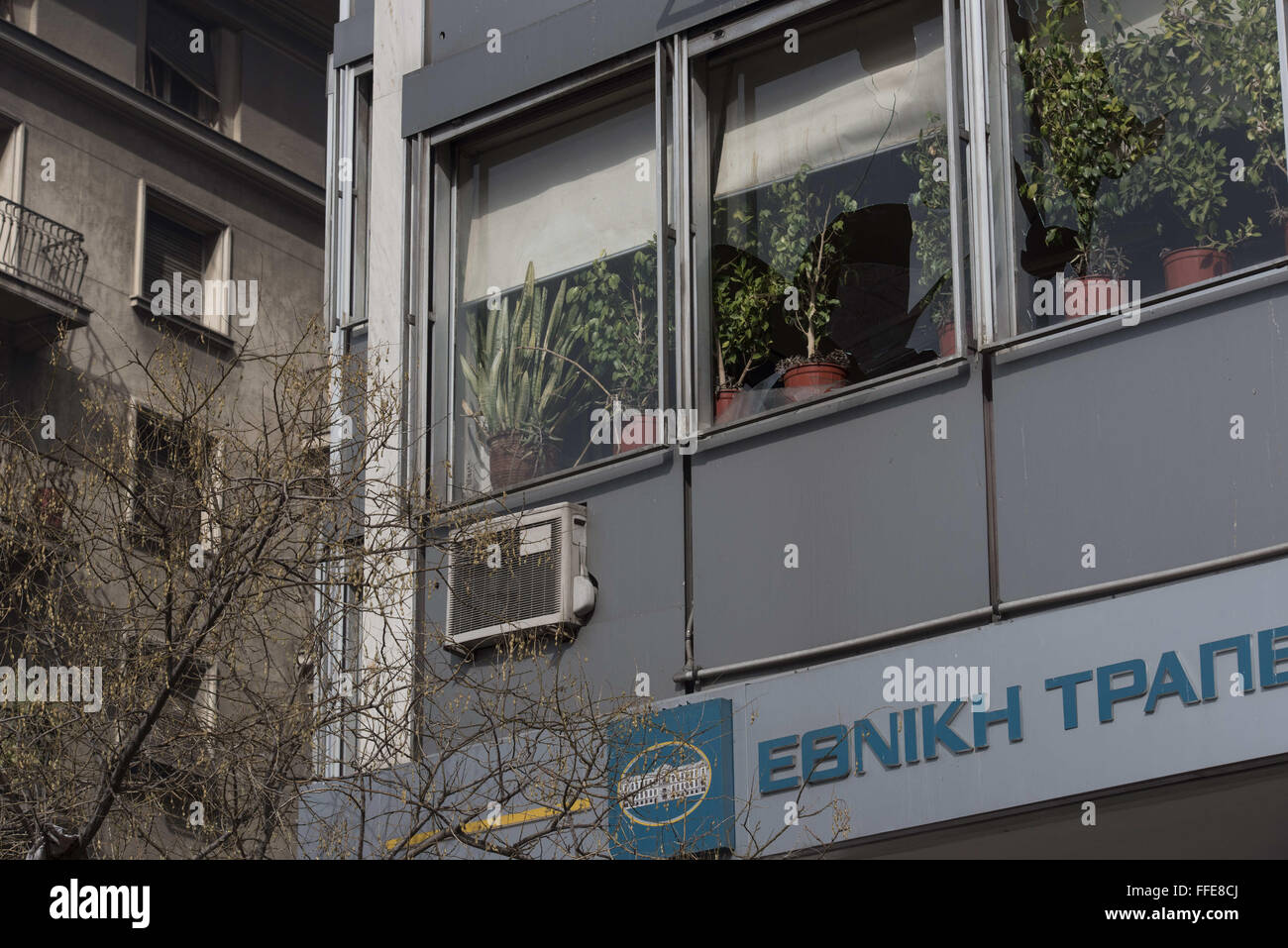 Smash windows hi-res stock photography and images - Alamy