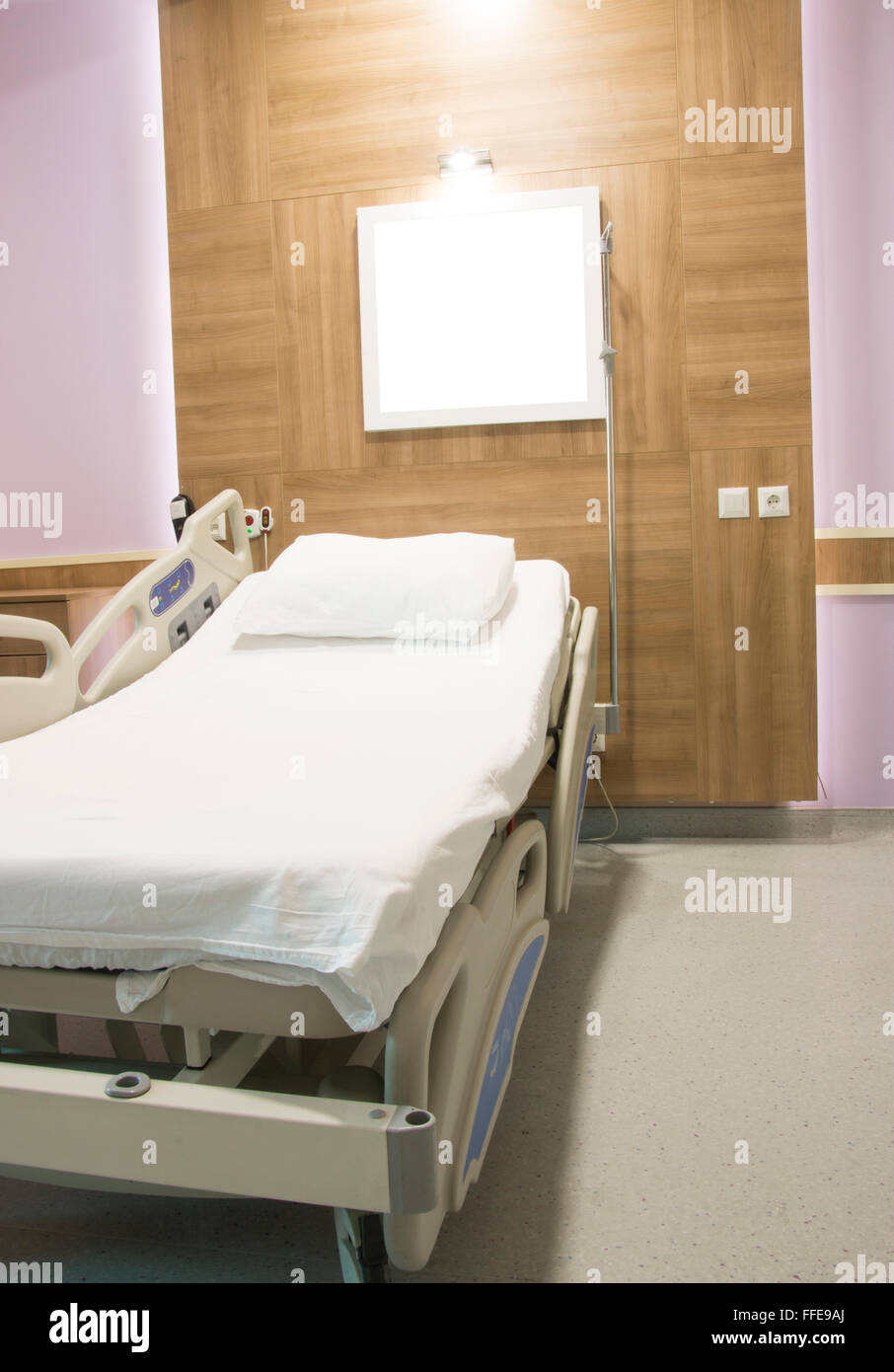 hospital room and bed Stock Photo - Alamy