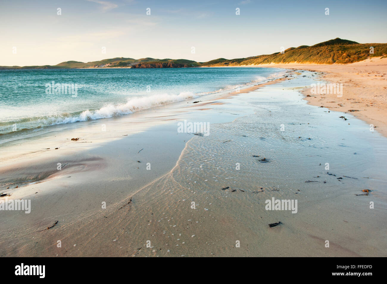 Turquoise wave sand beach hi-res stock photography and images - Alamy