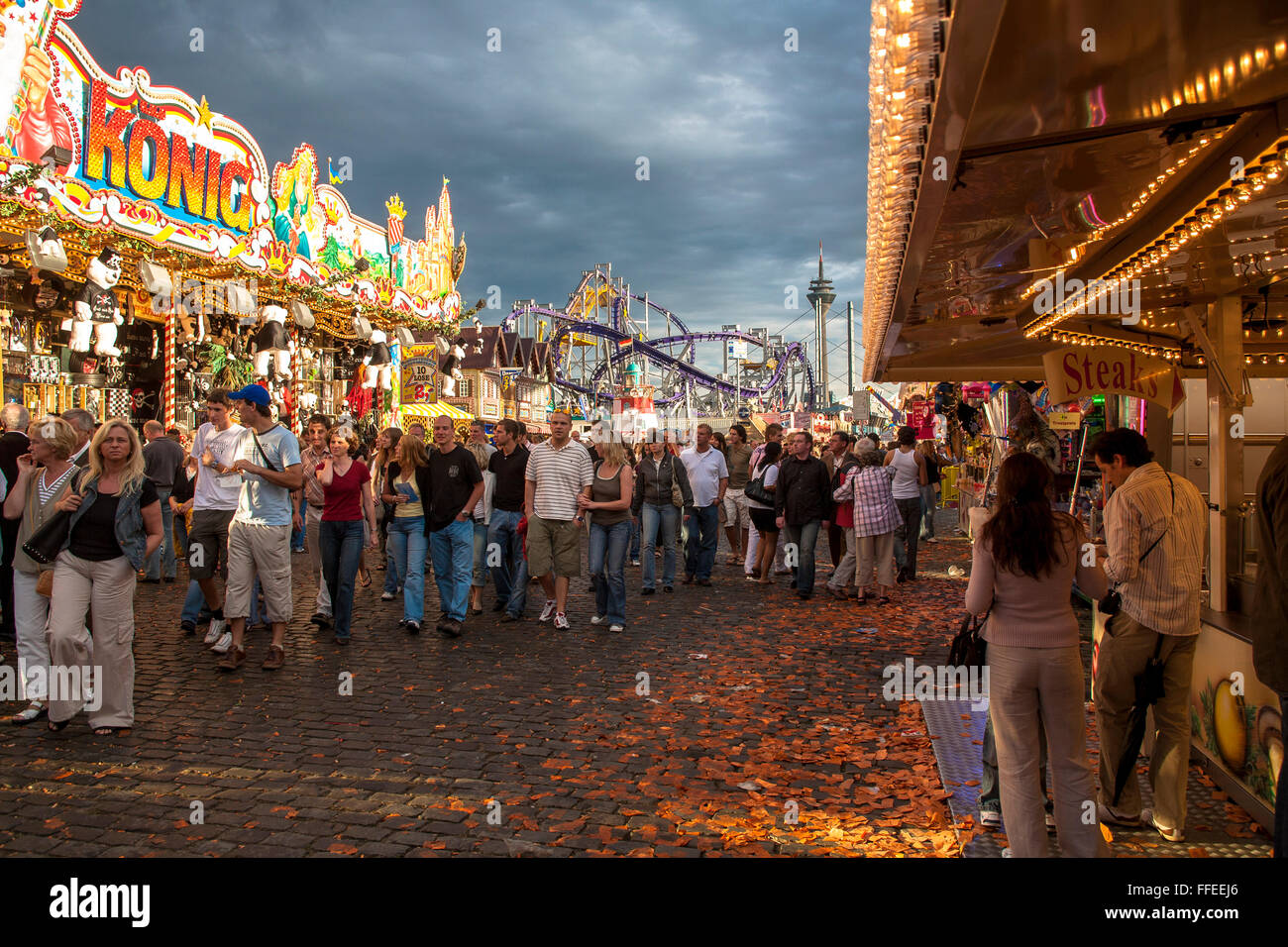Europe, Germany, Duesseldorf, fun fair at the banks of the river Rhine ...