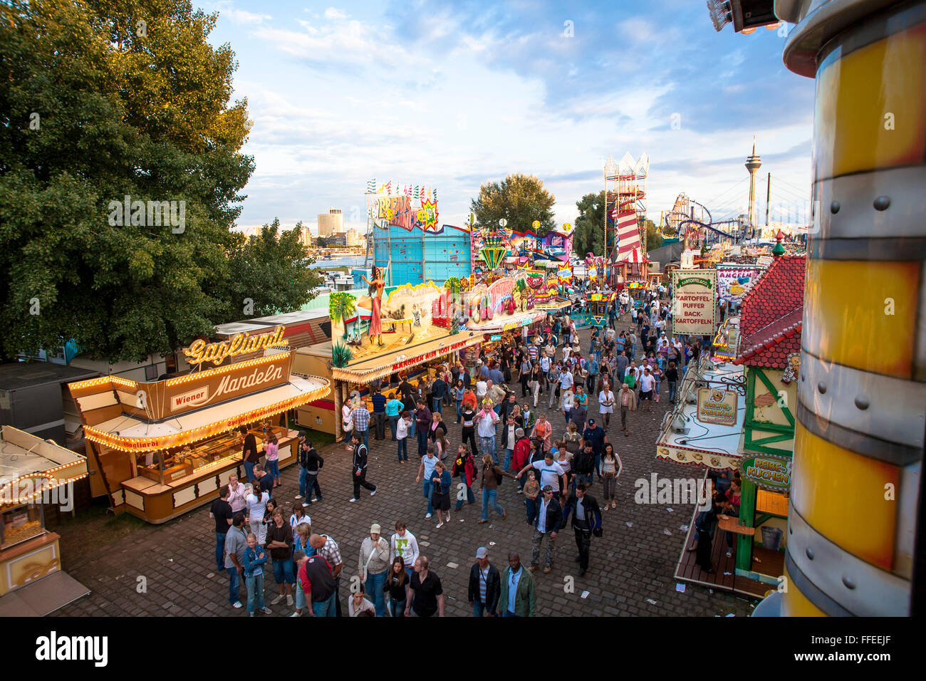 Europe, Germany, Duesseldorf, fun fair at the banks of the river Rhine ...