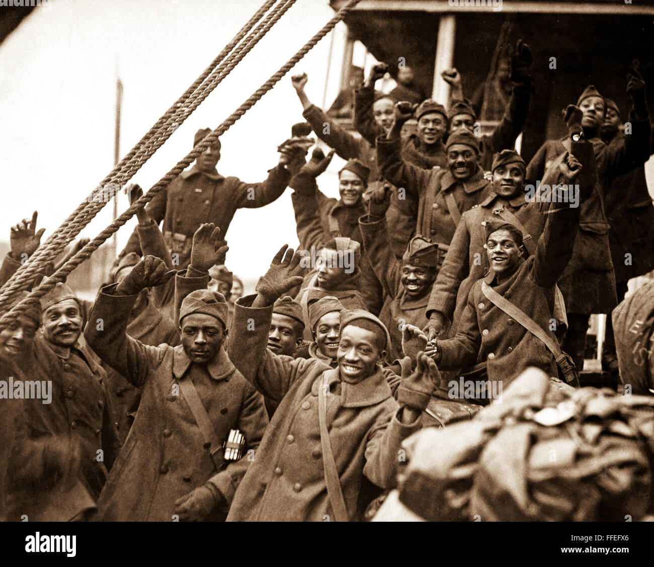 The famous 369th arrive in N.Y. City. Members of the 369th Colored Inf ...