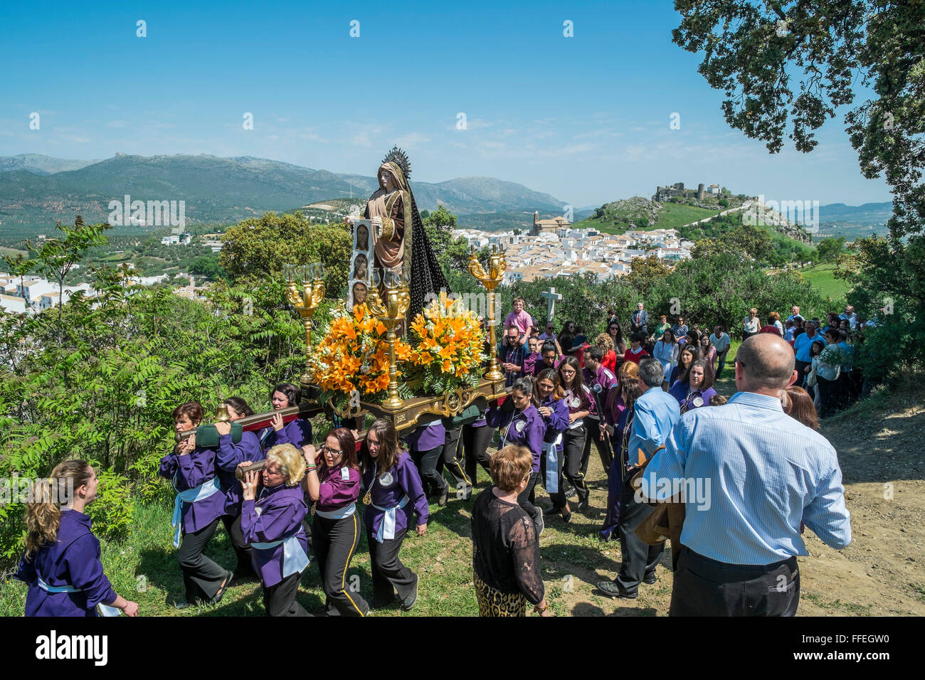 Statue bearing procession hi-res stock photography and images - Alamy