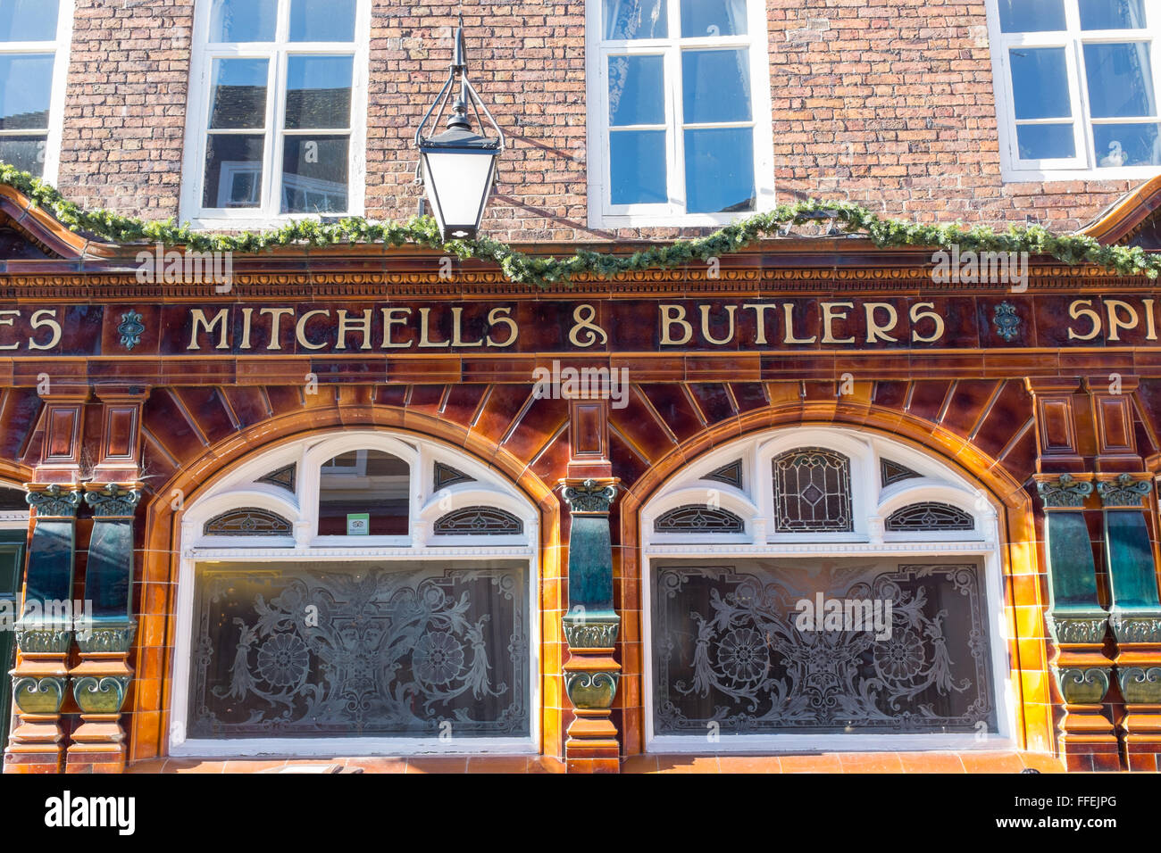 Etched windows hi-res stock photography and images - Alamy