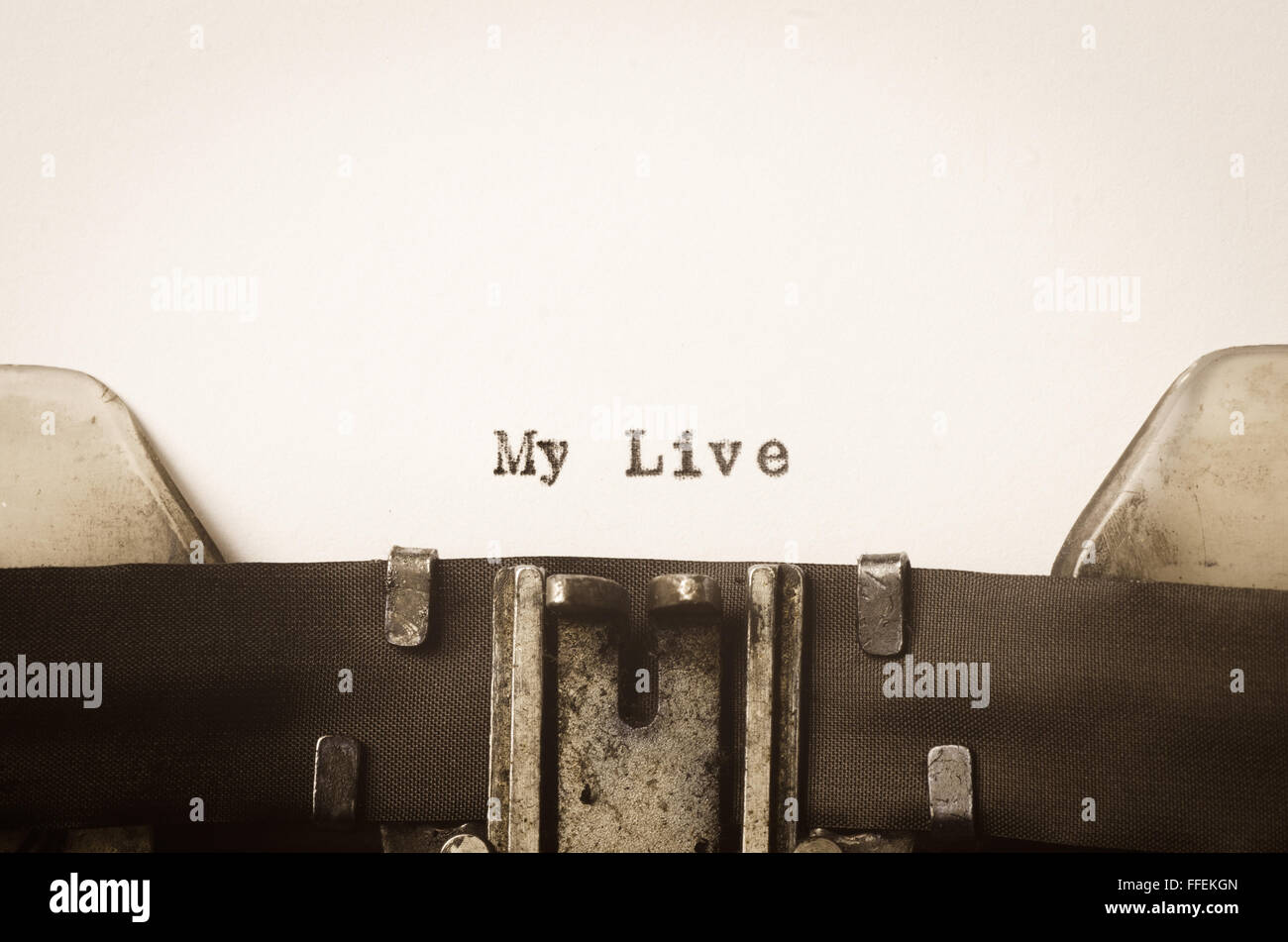 words my life written on old typewriter Stock Photo - Alamy
