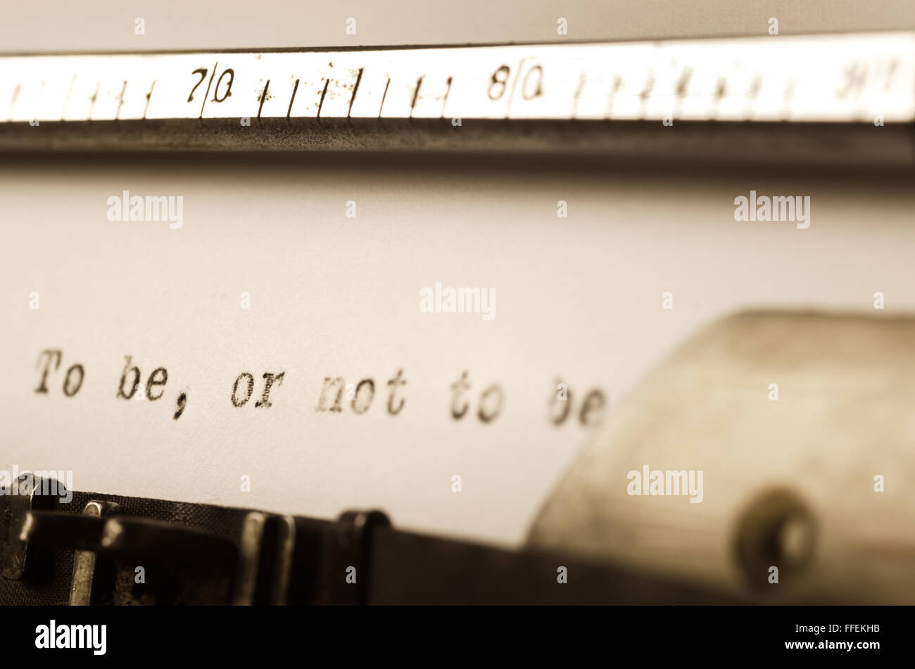 words to be or not to be written on old typewriter Stock Photo - Alamy