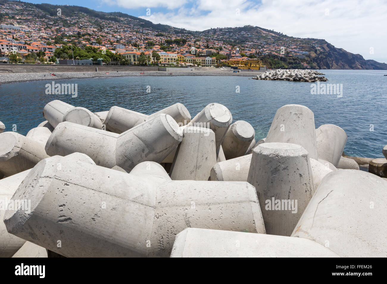 Tetra concrete block hi-res stock photography and images - Alamy