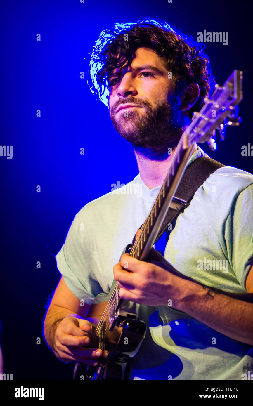 Foals band hi-res stock photography and images - Alamy