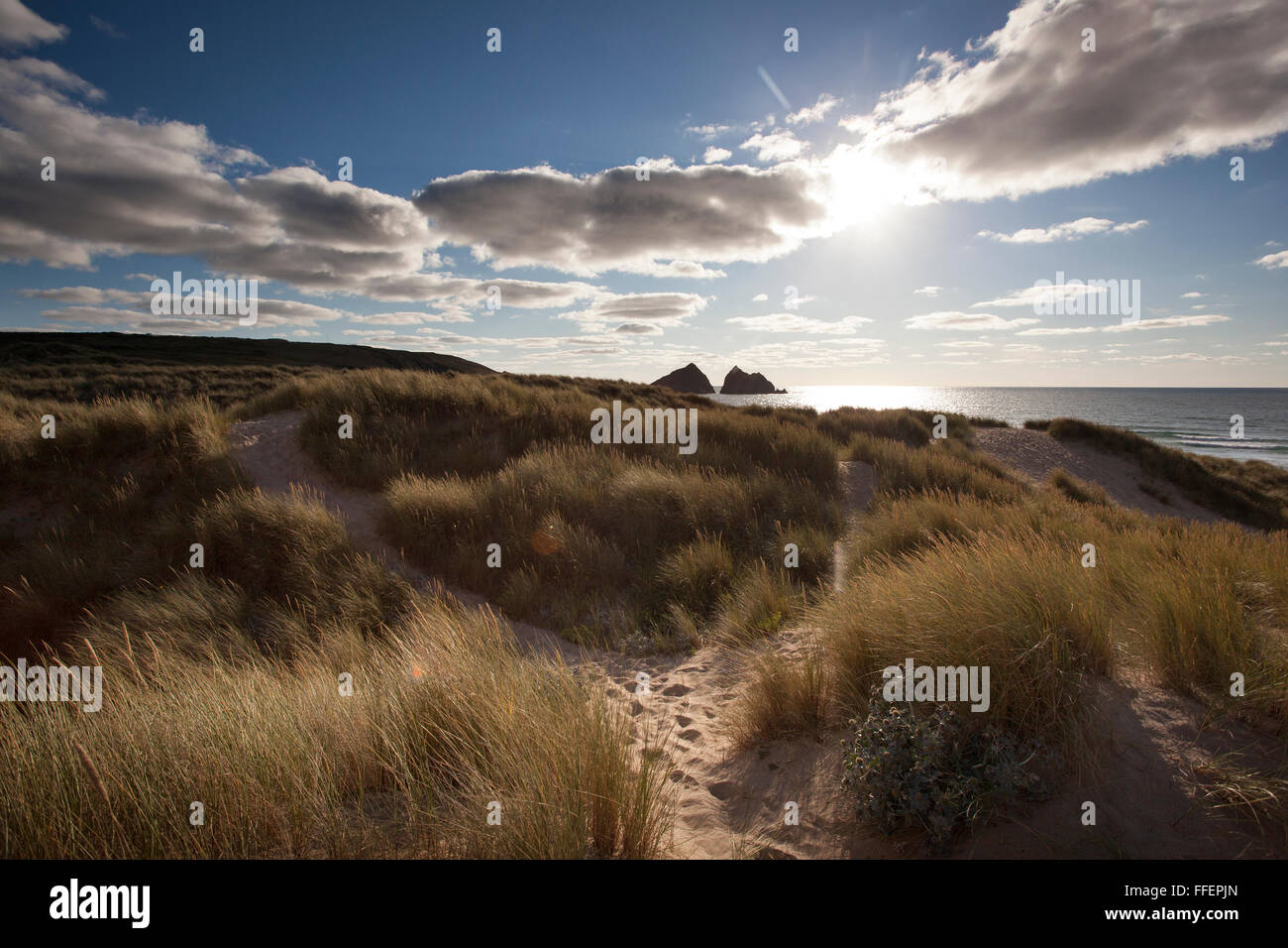 North cornwall coast holywell bay hi-res stock photography and images ...