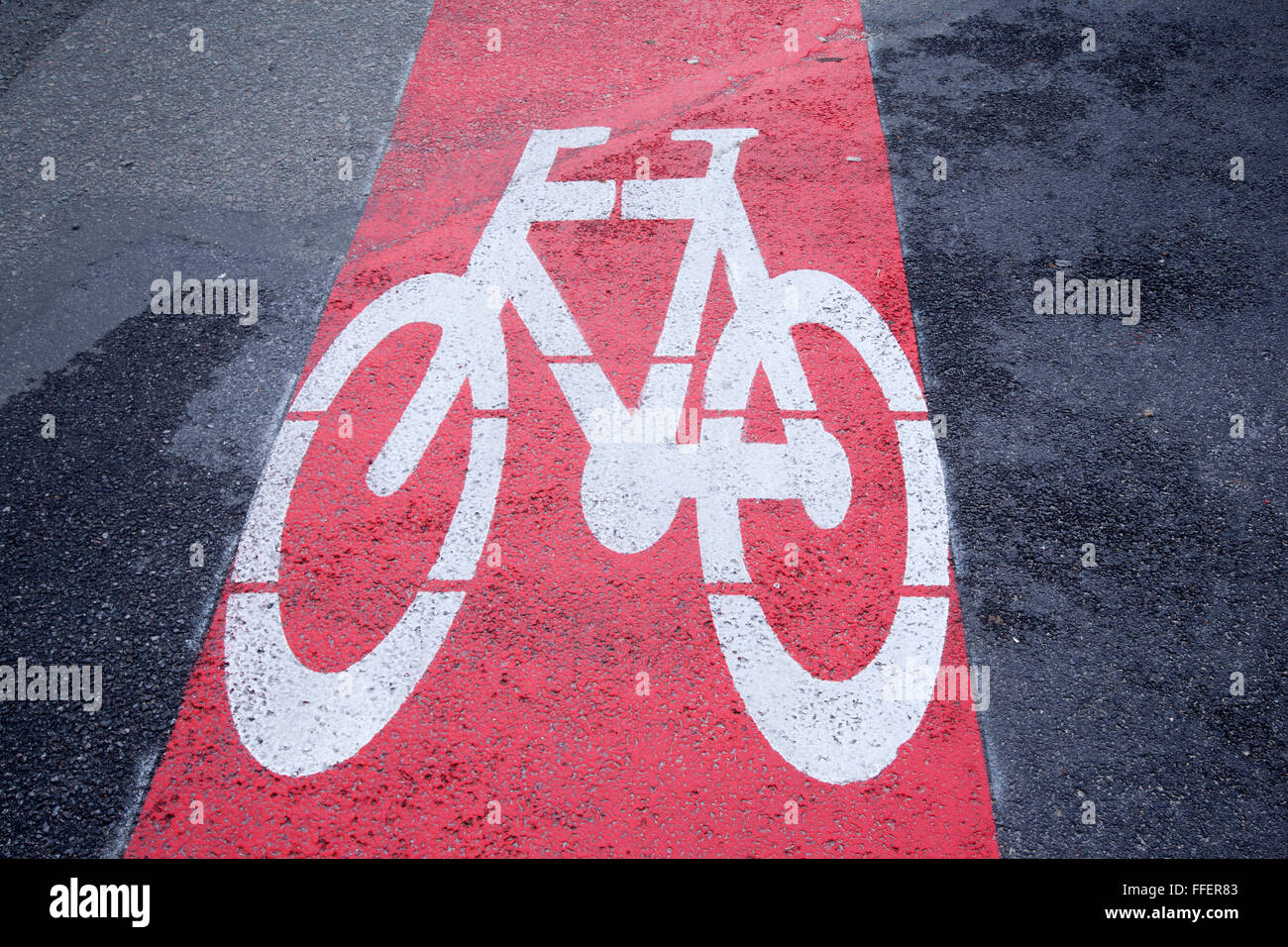 Red Bike Lane Symbol in Brussels, Belgium Stock Photo - Alamy