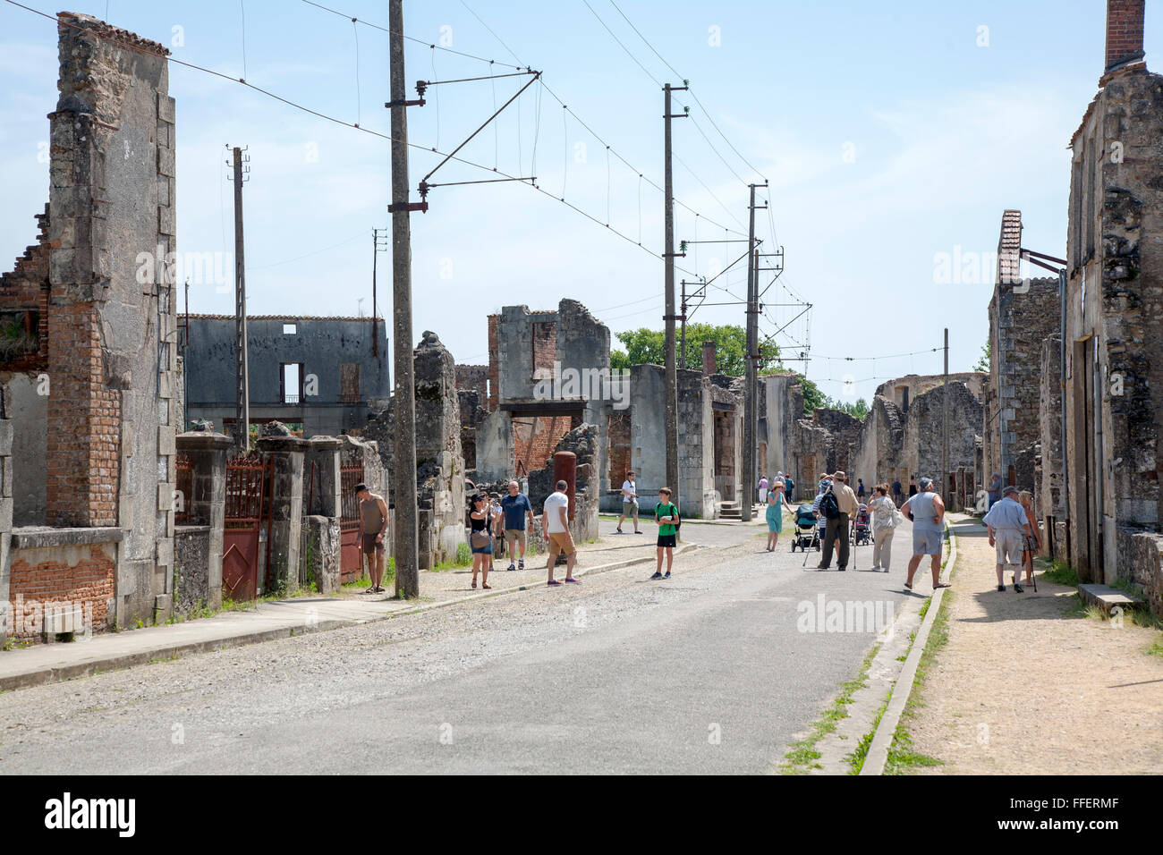 Destroyed street hi-res stock photography and images - Alamy