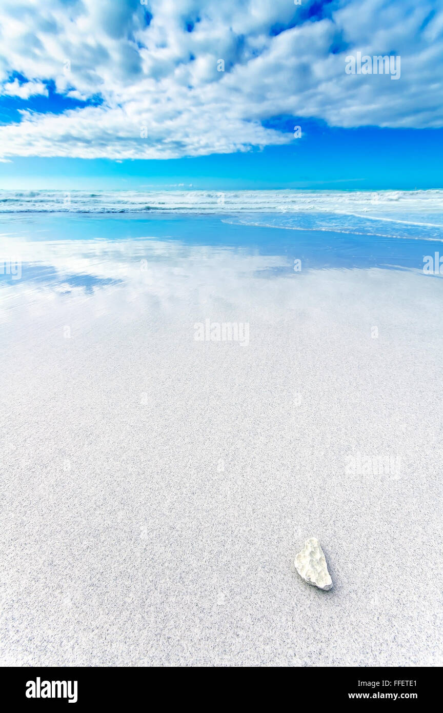 Ocean of white hi-res stock photography and images - Alamy
