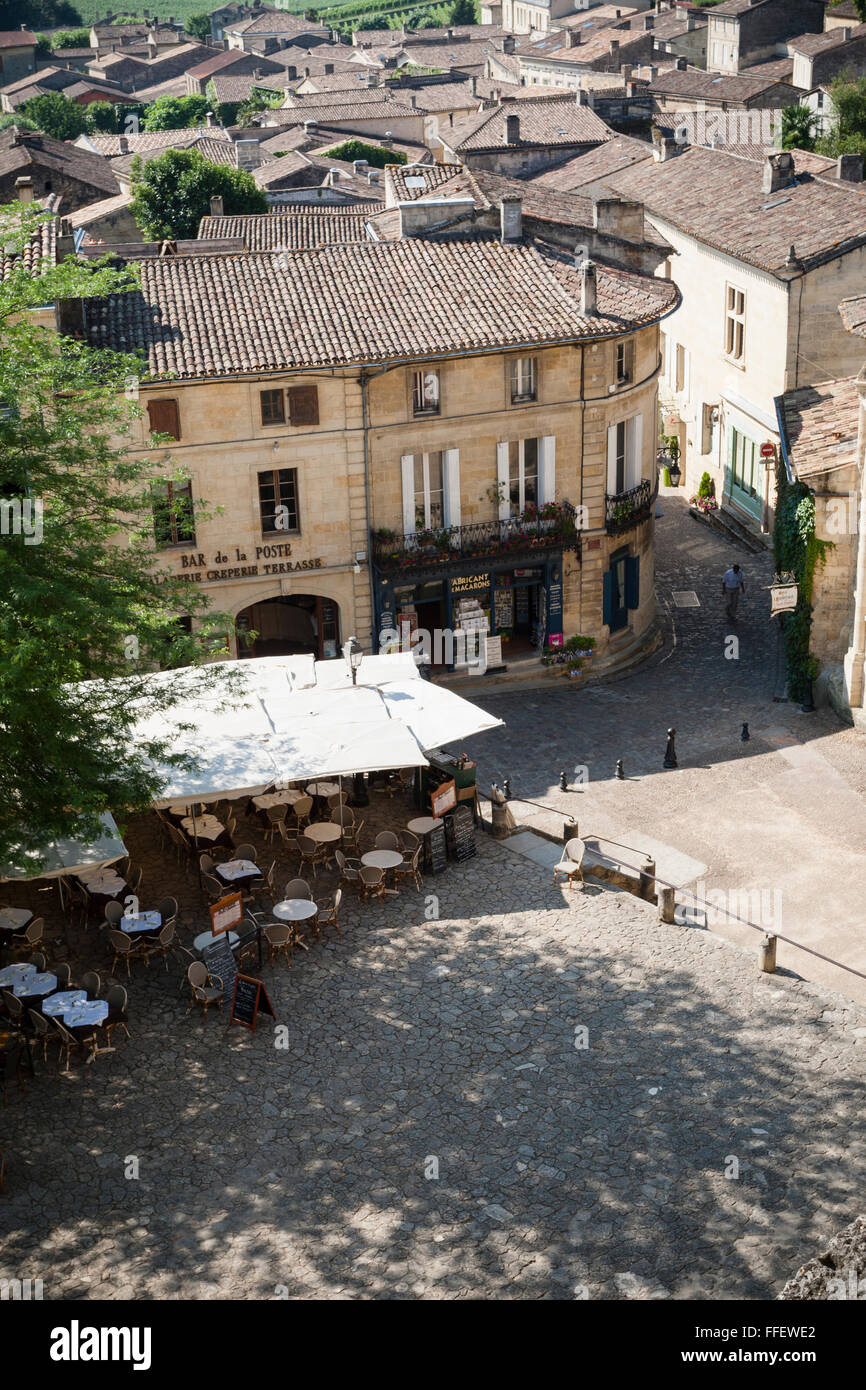 Aerial view of town of Saint-Emilion, Gironde, Aquitaine Stock Photo ...
