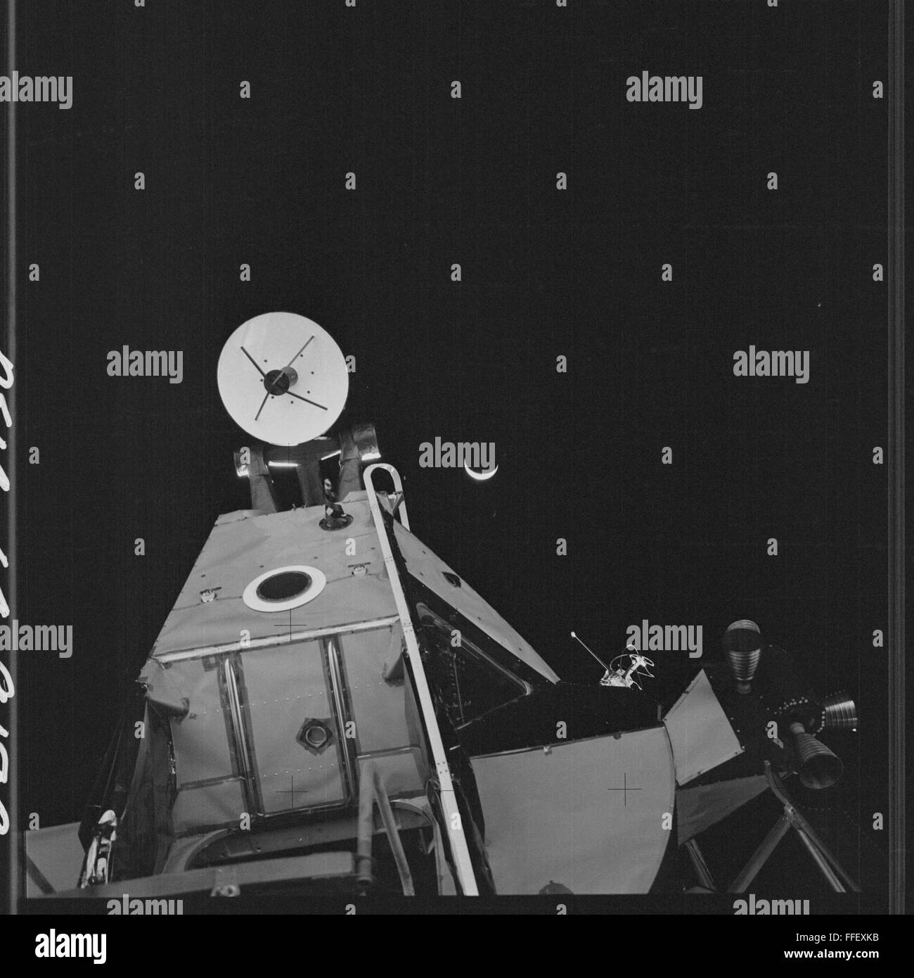 Nasa apollo 14 shepard golf hi-res stock photography and images - Alamy