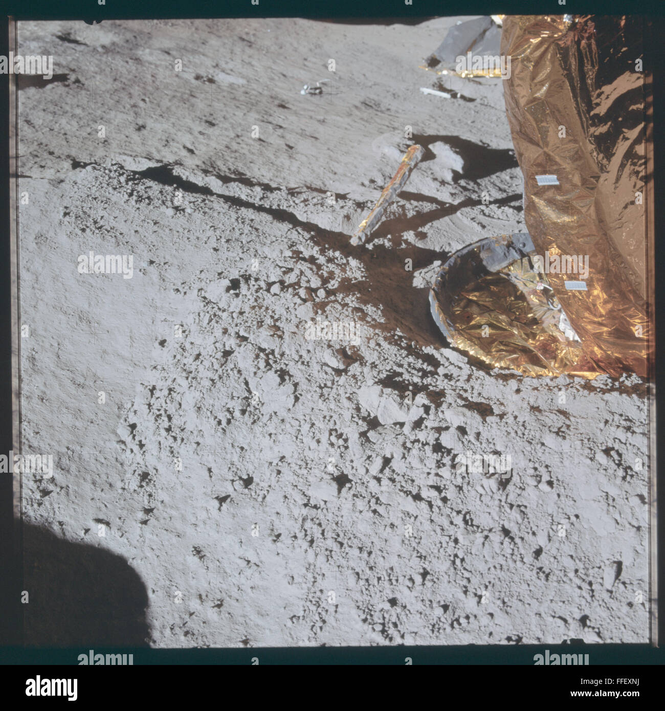 Apollo 14 Alan Shepard Golf Stock Photos & Apollo 14 Alan Shepard Golf ...