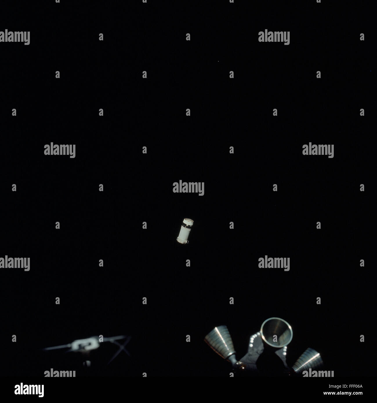 Apollo 14 Alan Shepard Golf Stock Photos & Apollo 14 Alan Shepard Golf ...