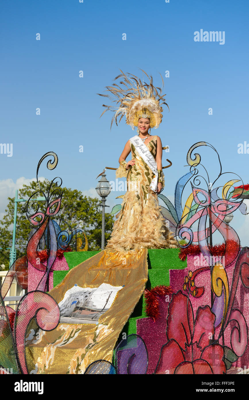 Beauty queen parading during the carnival in Ponce, Puerto Rico. US ...
