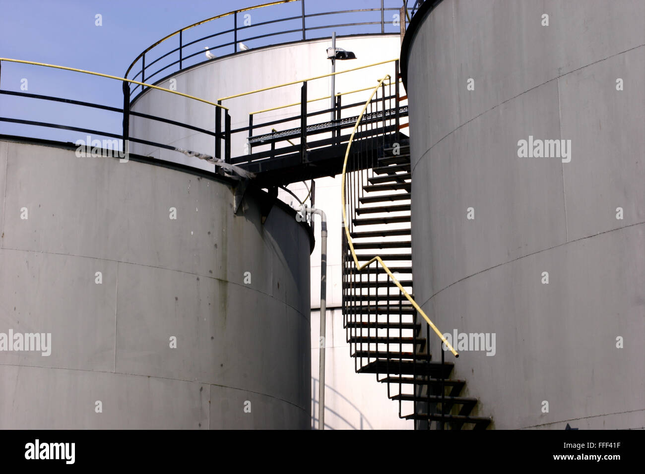 Aberdeen oil gas storage hi-res stock photography and images - Alamy
