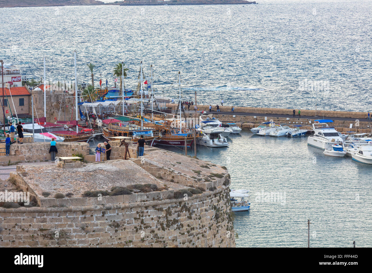 Kyrenia ship hi-res stock photography and images - Alamy