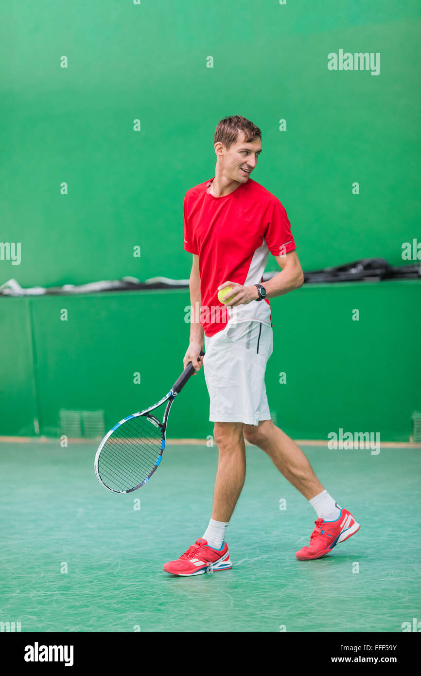 Professional tennis coaching hi-res stock photography and images - Alamy