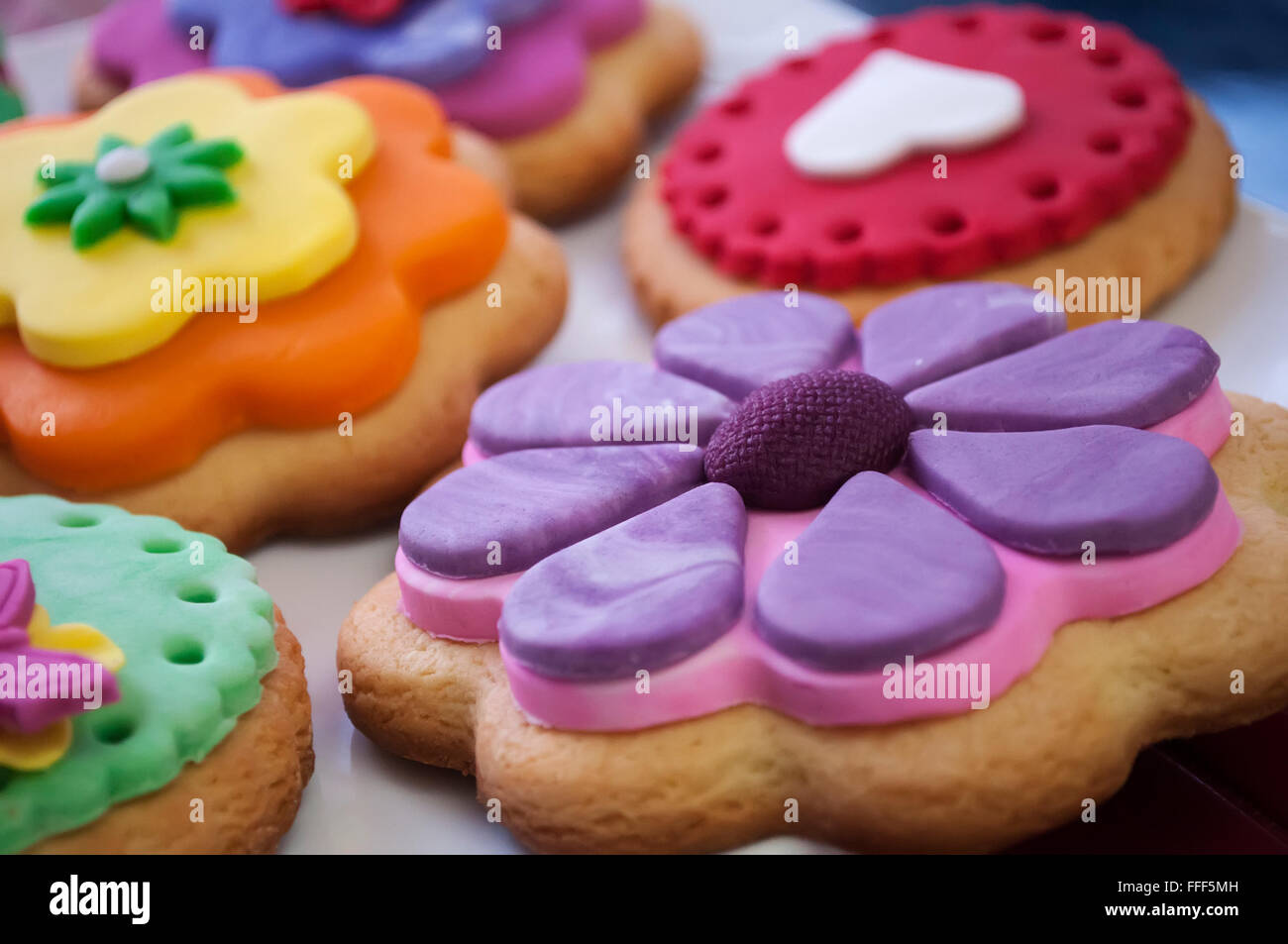 Mastic cake hi-res stock photography and images - Alamy