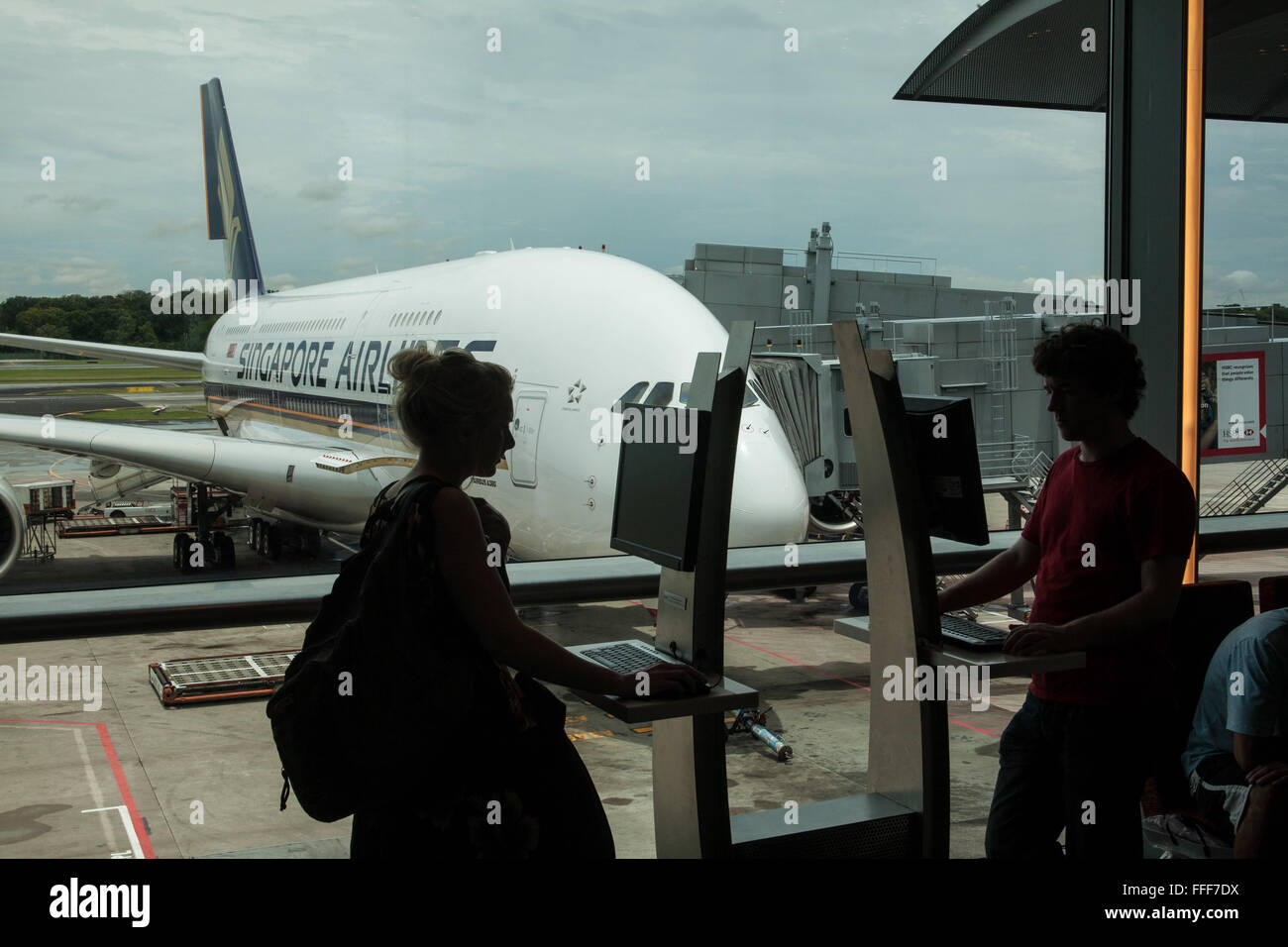 A380 double decker airbus changi hi-res stock photography and images ...