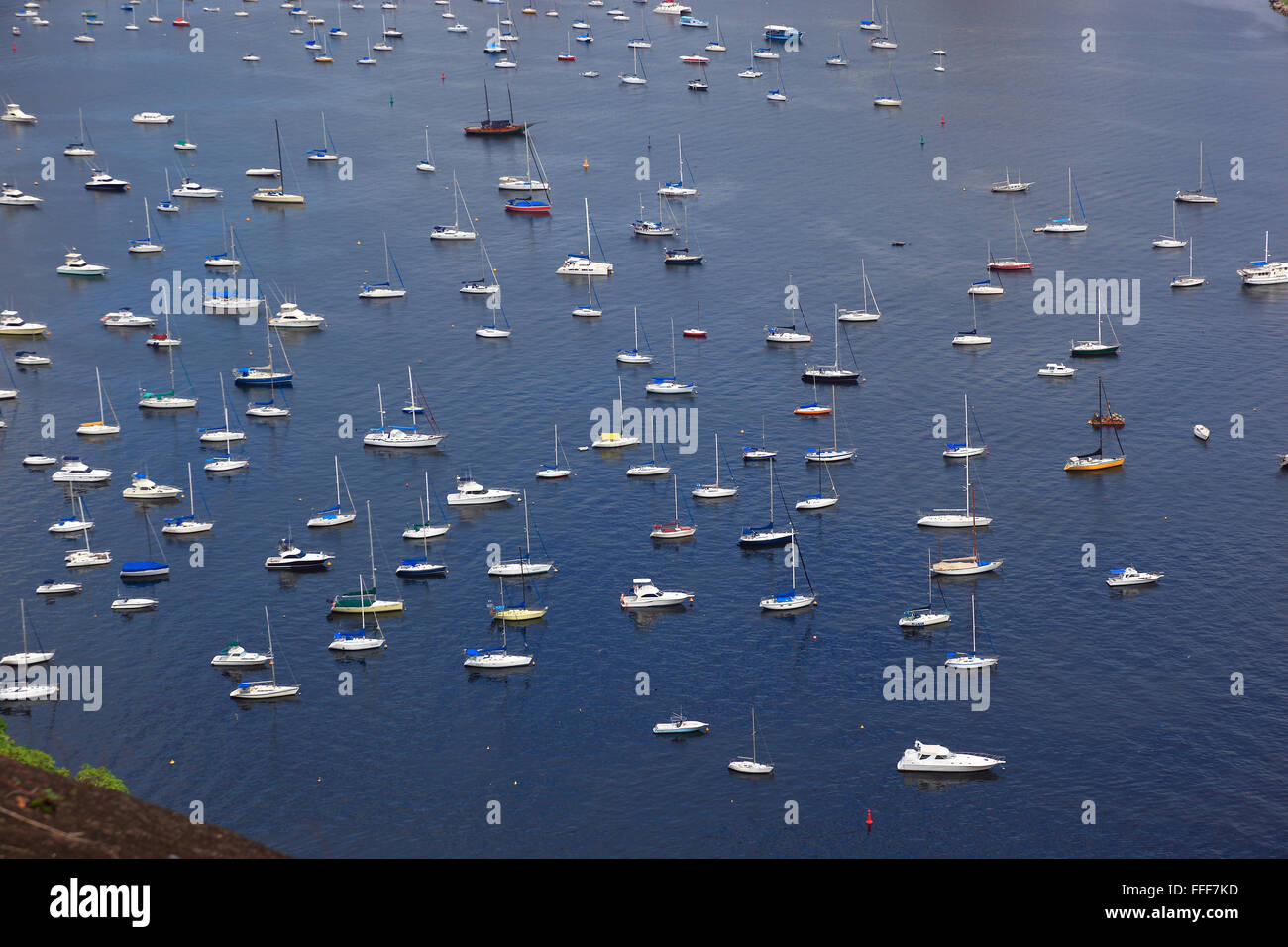 Boat harbor in the enseada de botafogo hi-res stock photography and ...